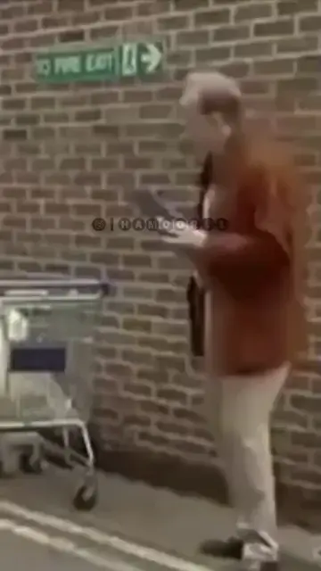 Smart and picky | Scrolller