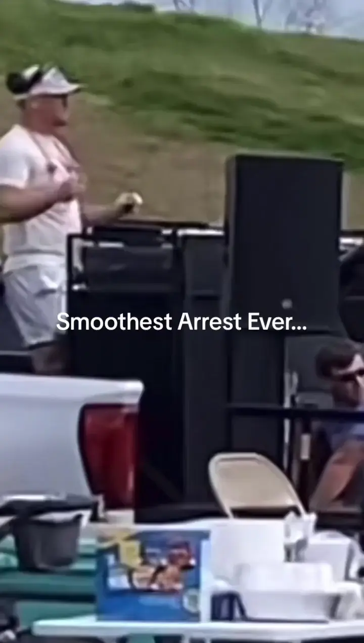 Smooth criminal | Scrolller