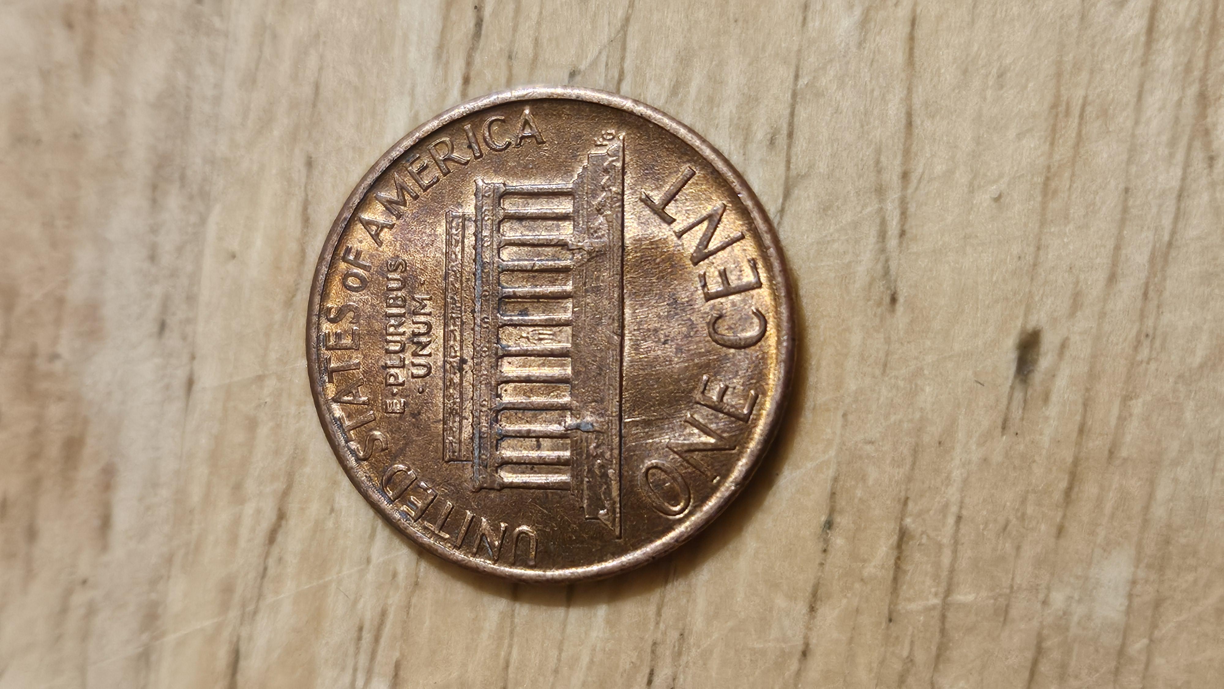 Does anyone know any information about this coin? | Scrolller