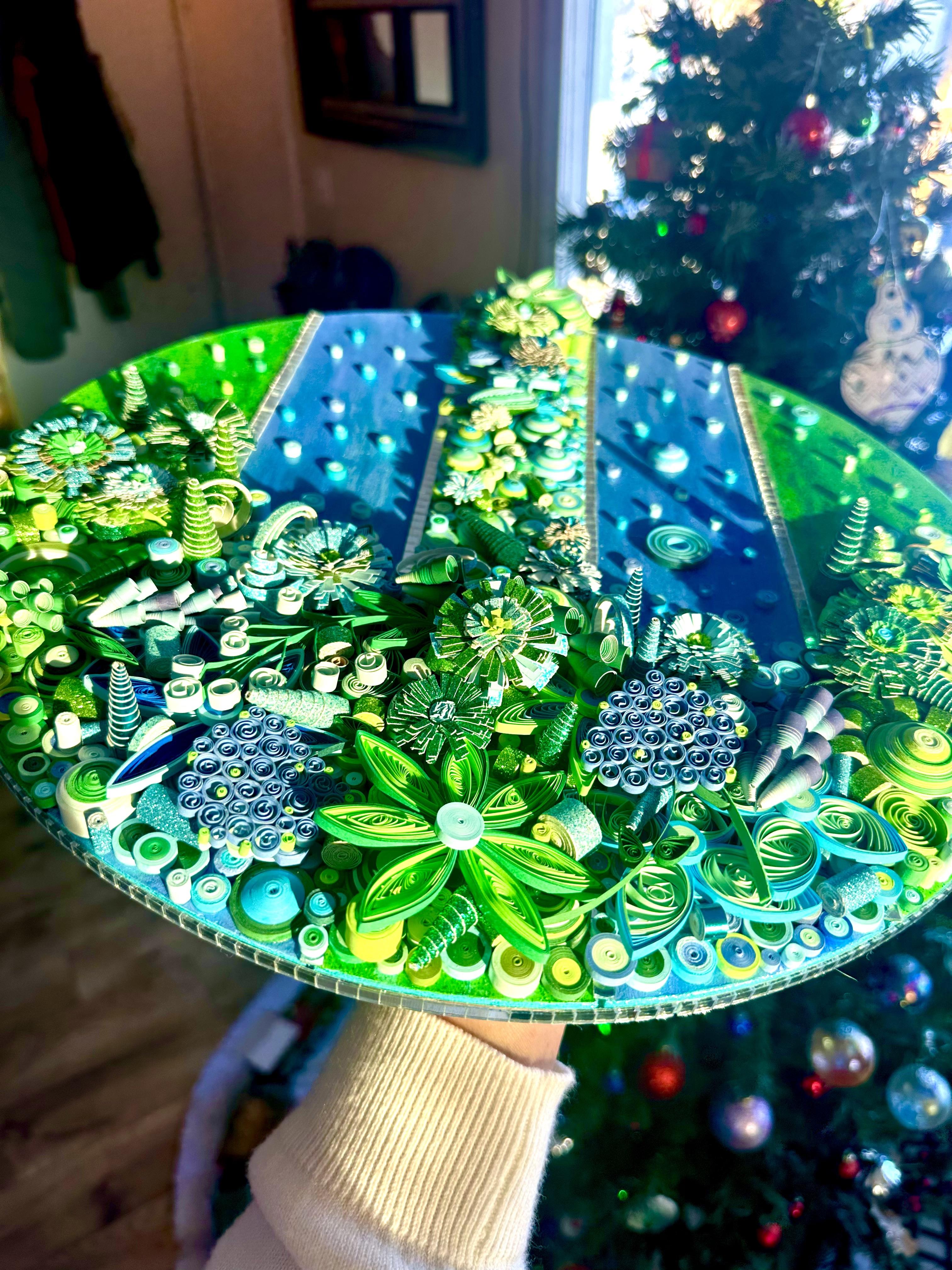 Rolled paper | Scrolller