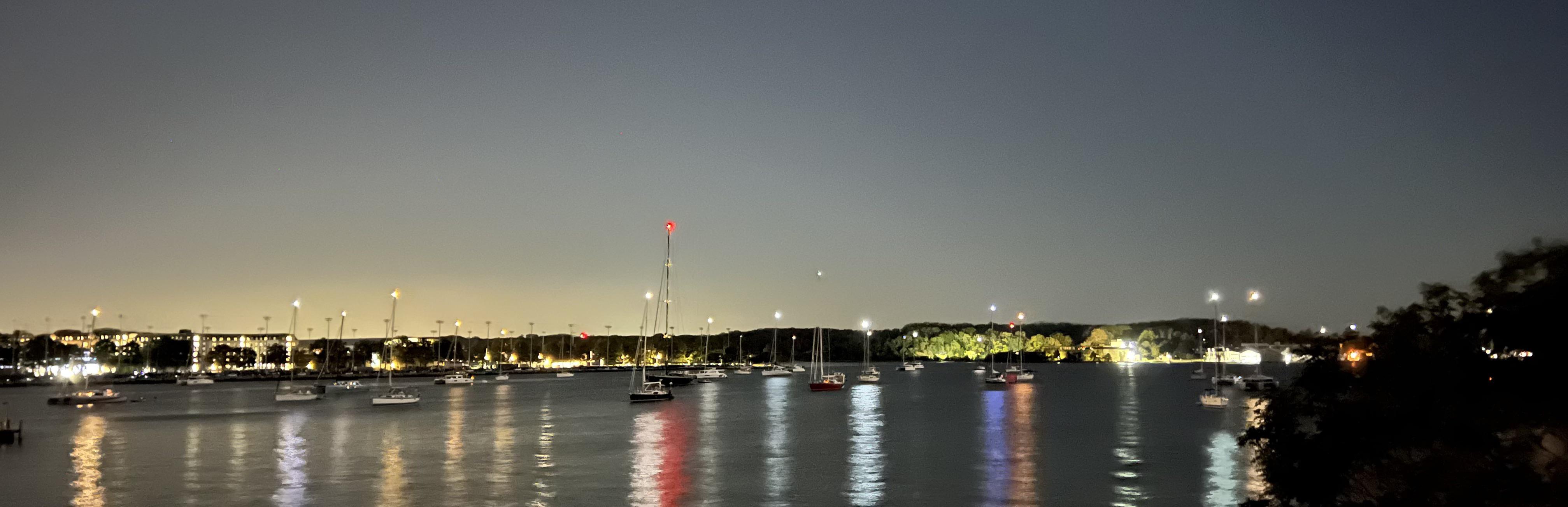 Starry night | Scrolller