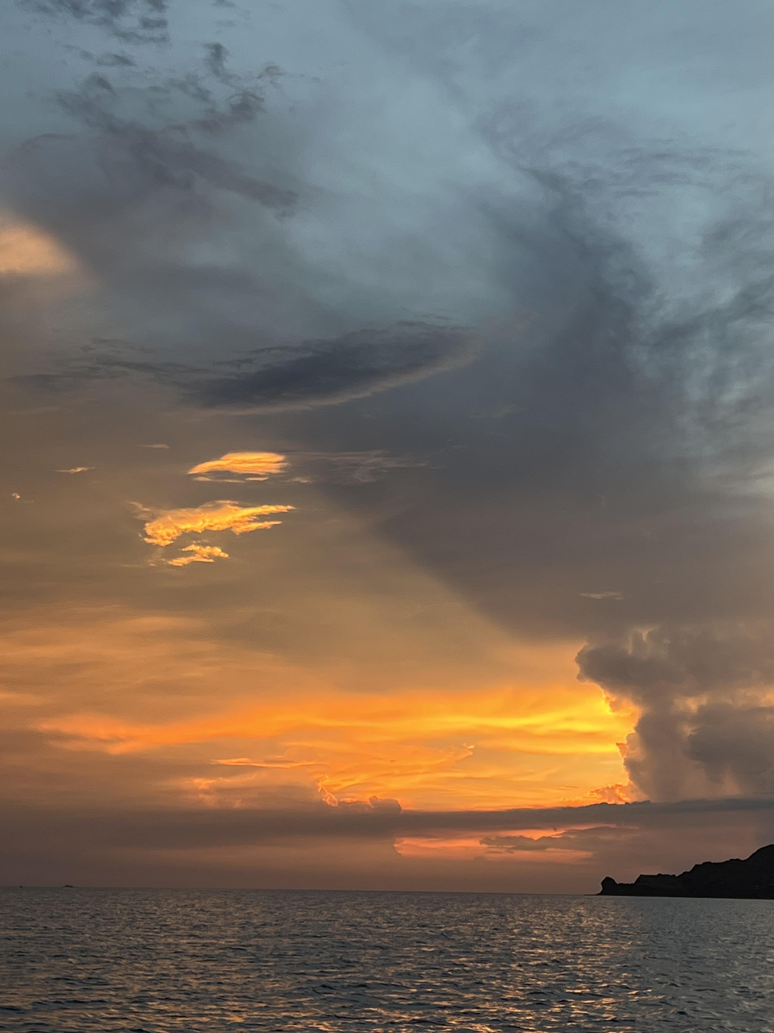 Sunrays in Zambales,Philippines | Scrolller