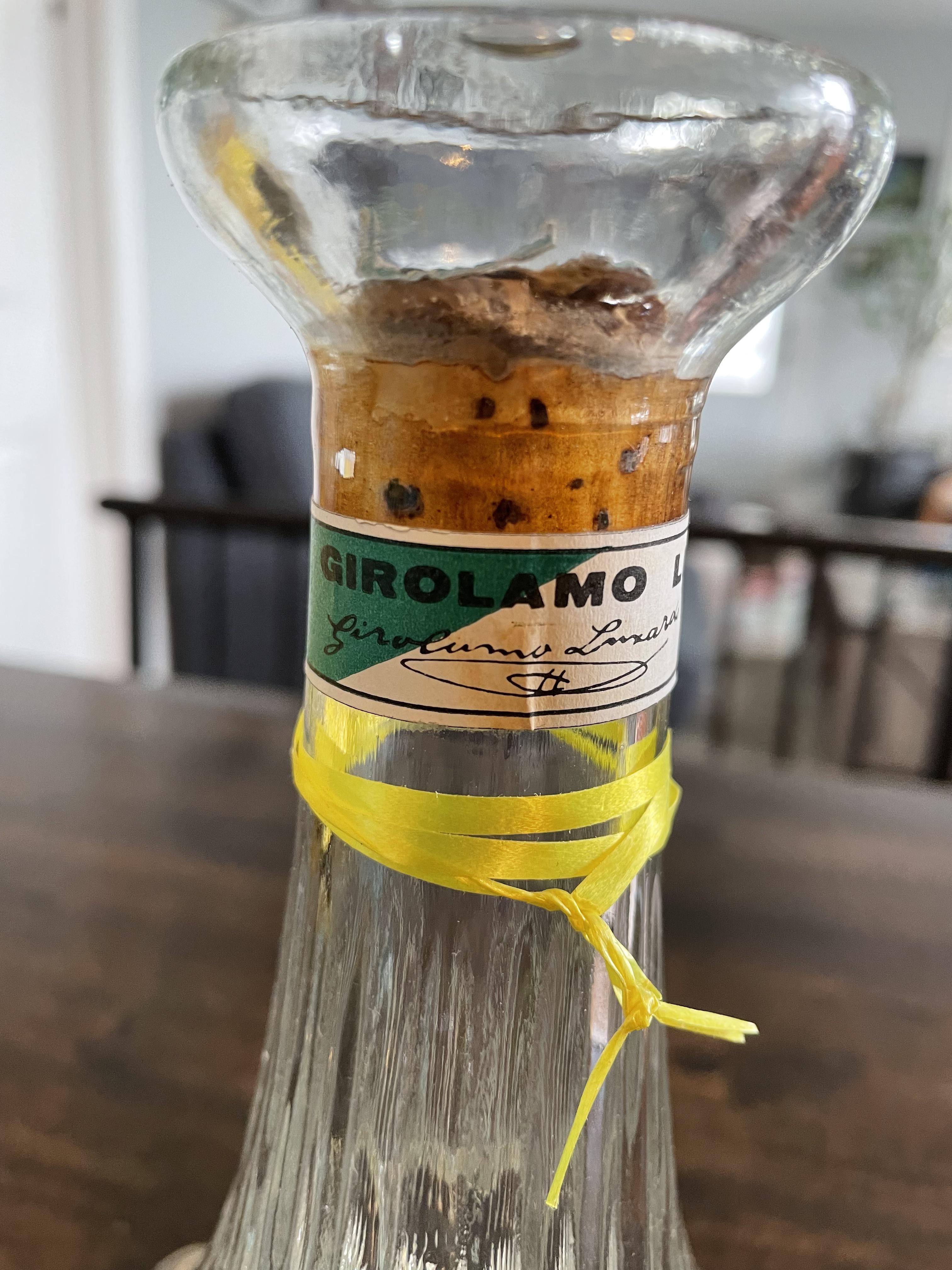 Help Identifying a Bottle | Scrolller