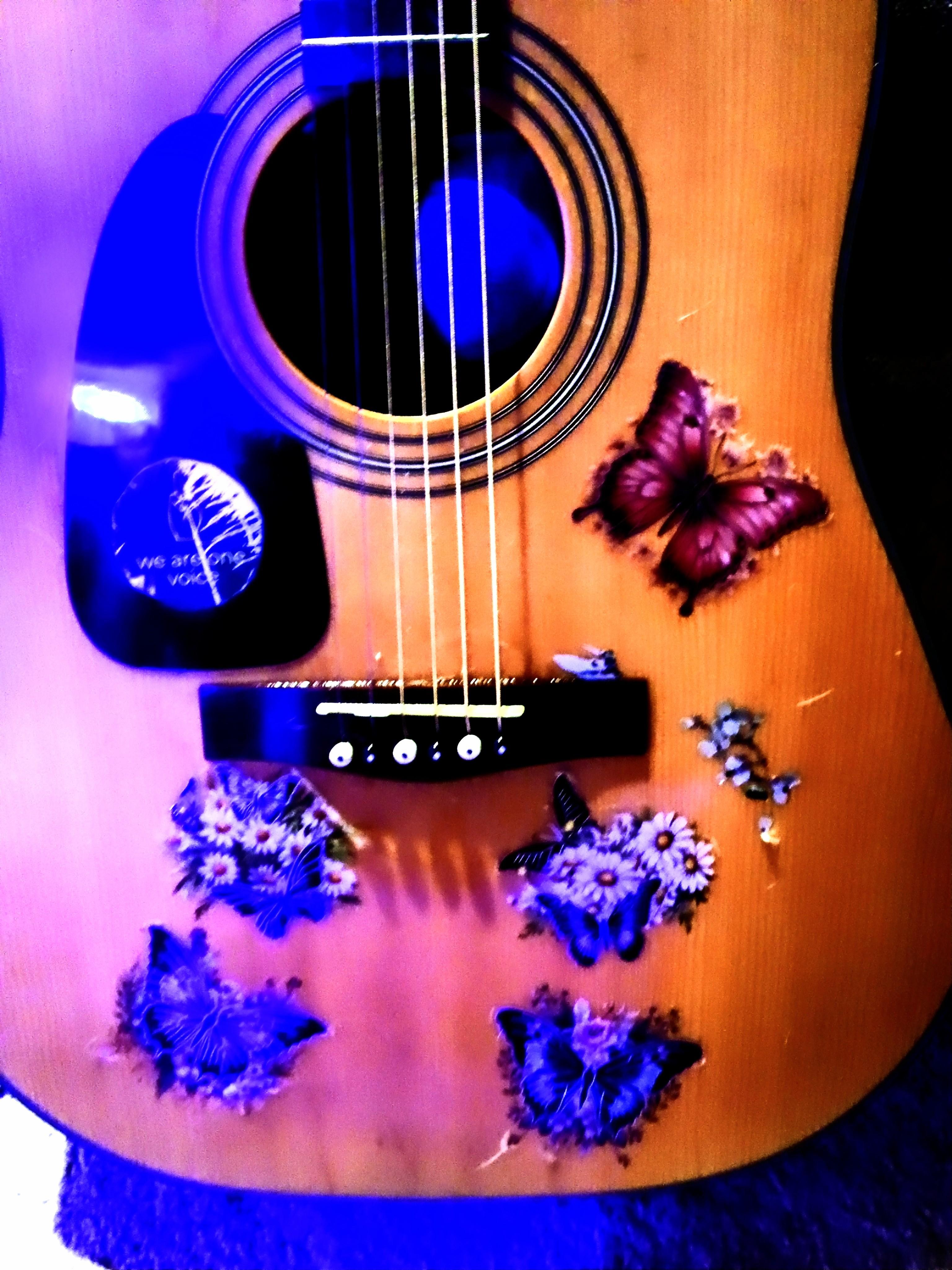 My guitar | Scrolller