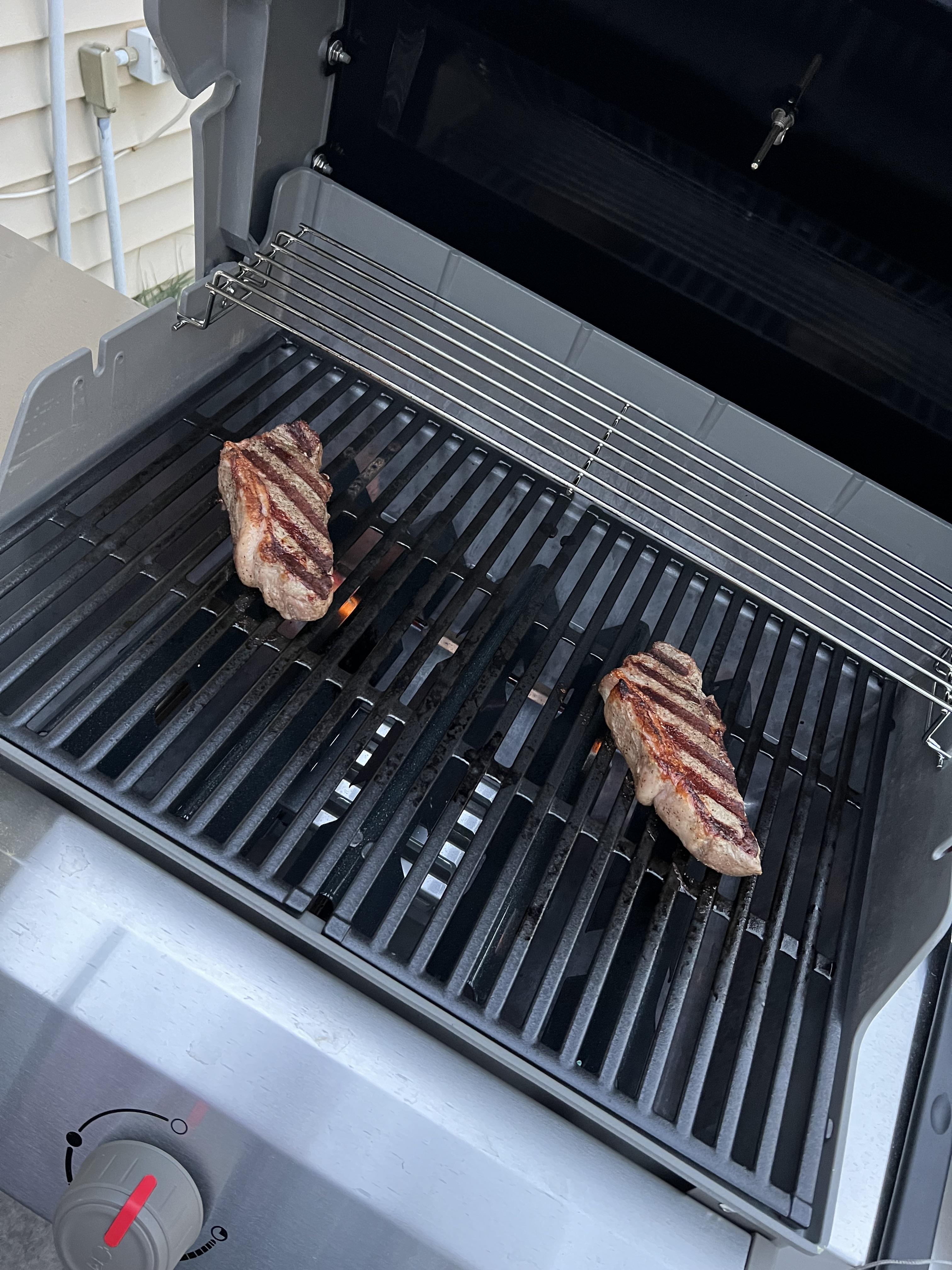 First time grilling a steak, how’d I do? | Scrolller
