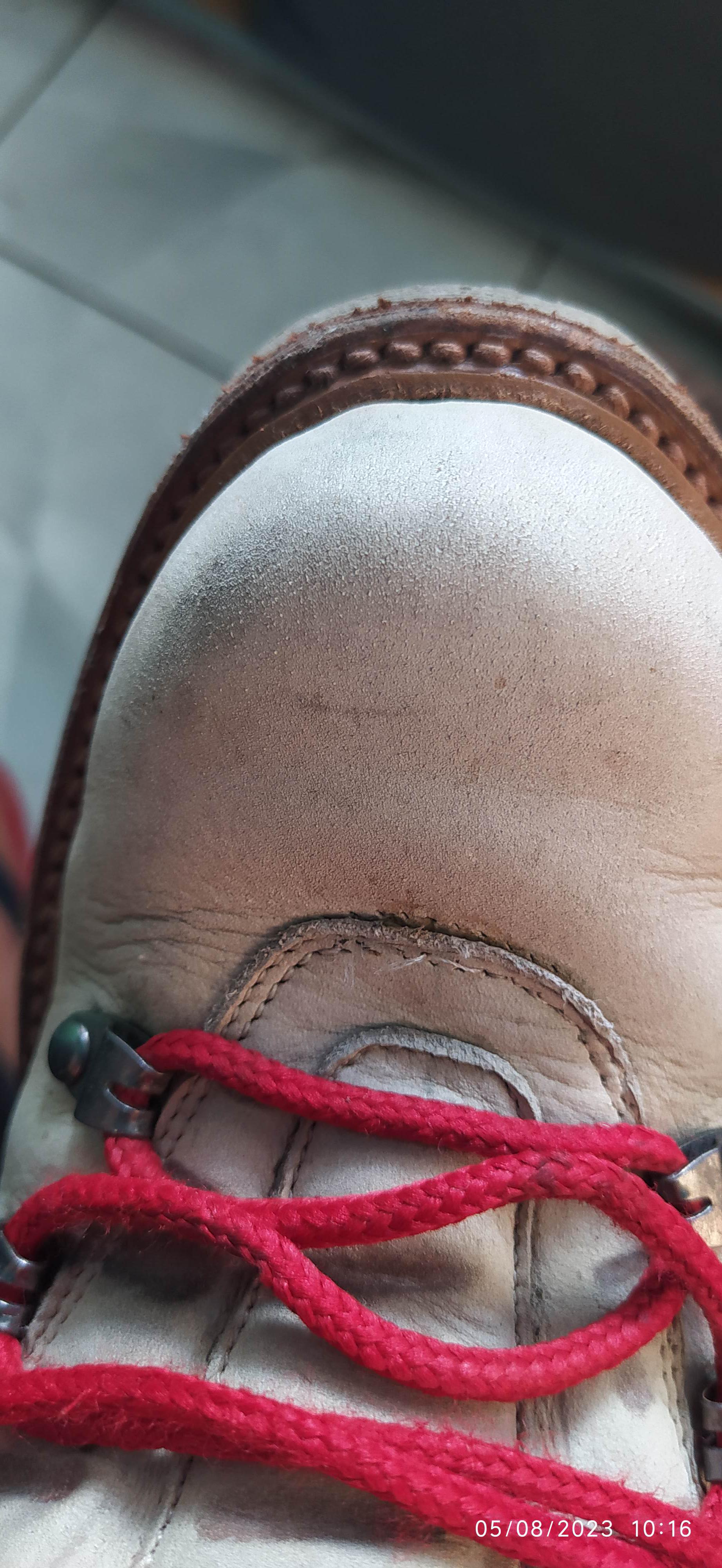 Any advice, to clean these Frye? | Scrolller