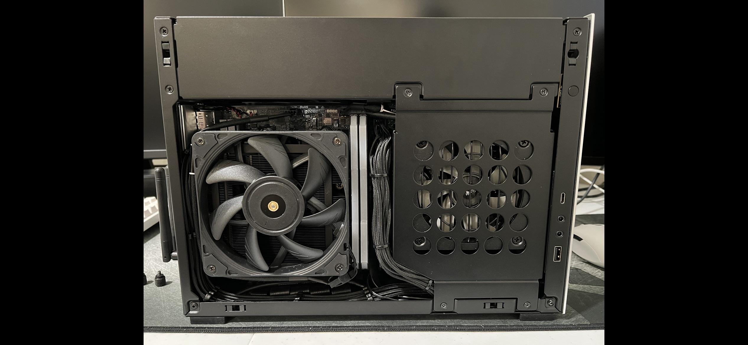 Main rig, media rig, portable rig | Scrolller