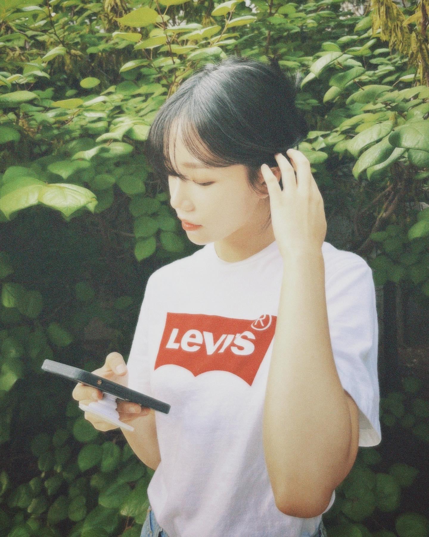 220822 Jo Yuri Official Instagram Update | Scrolller