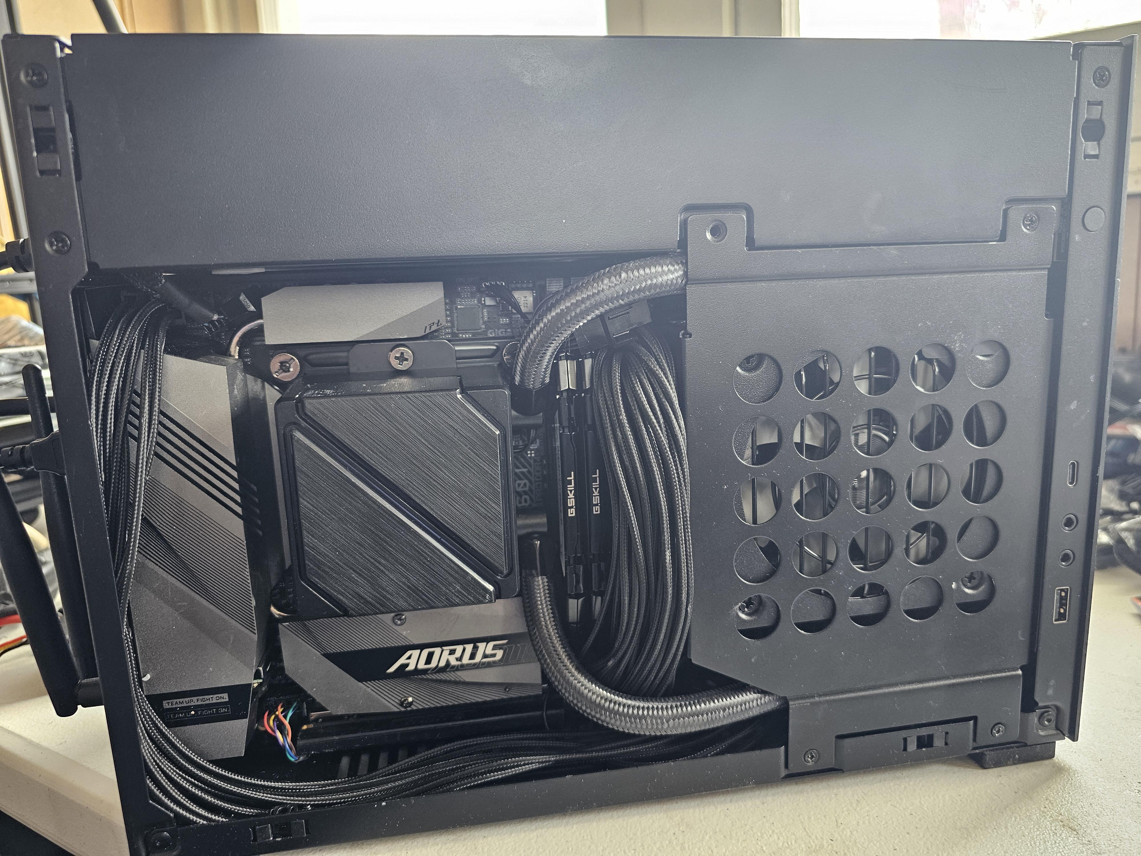 First SFF build and some questions | Scrolller