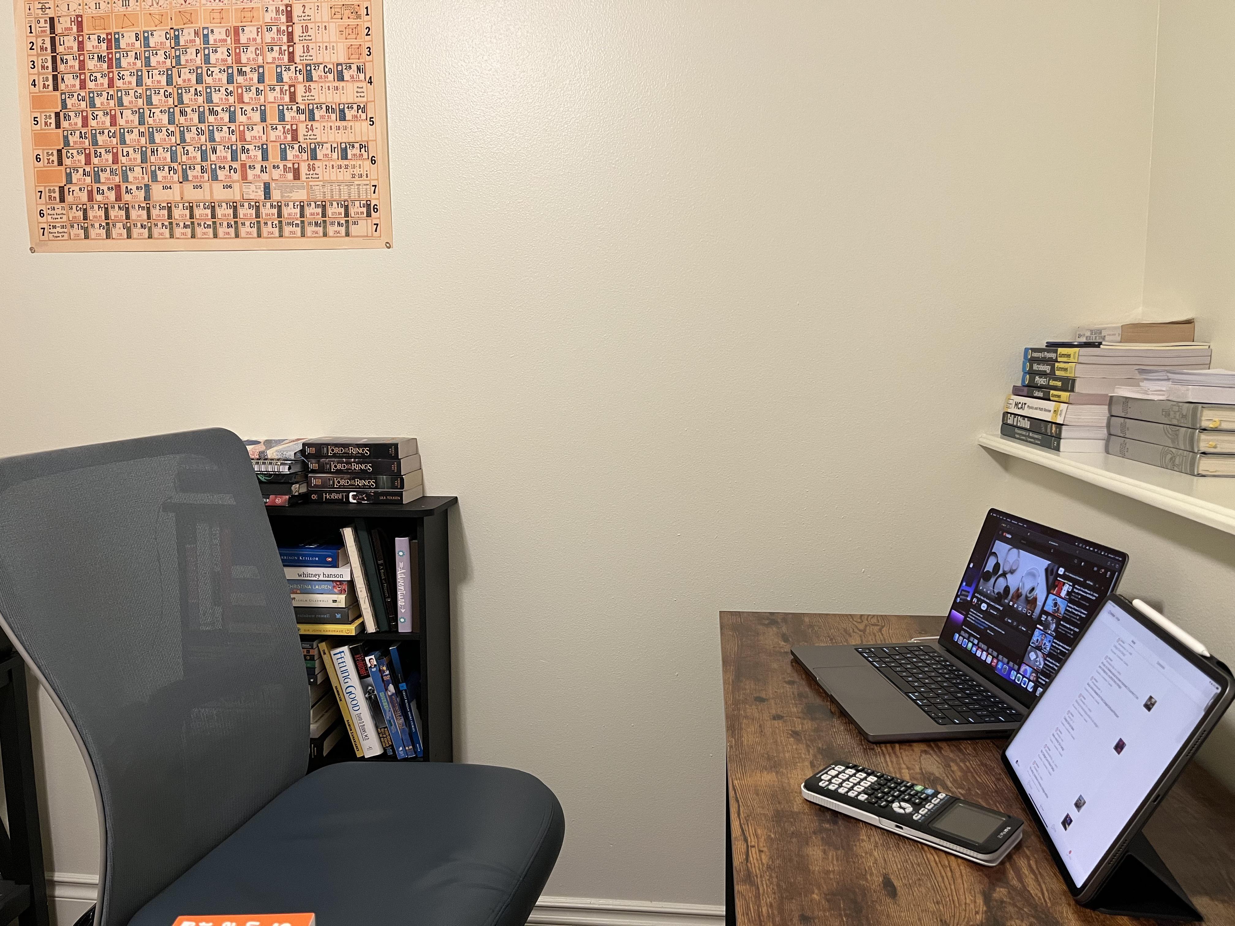 College setup :) | Scrolller