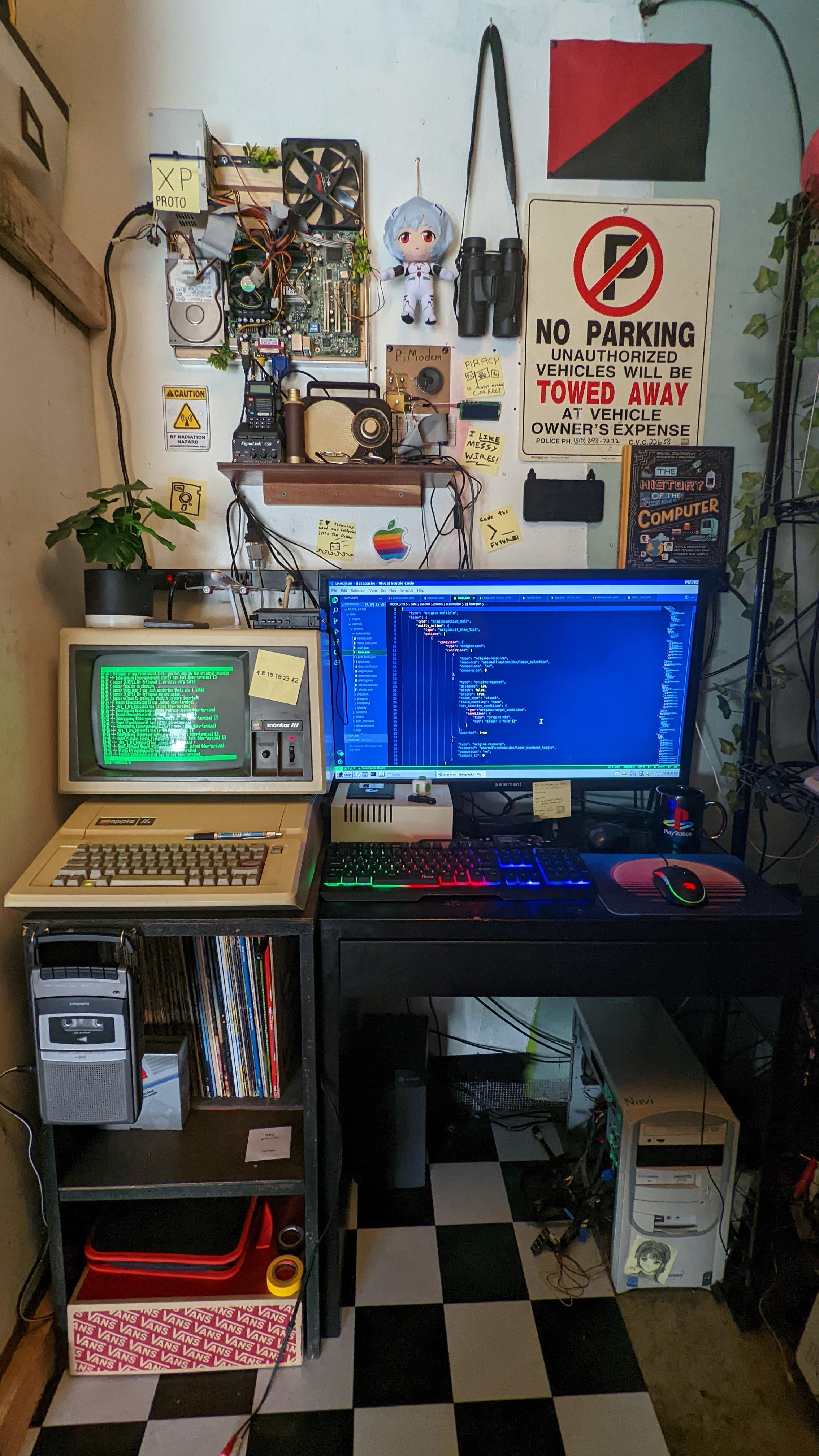 Cable management is beneath me. | Scrolller