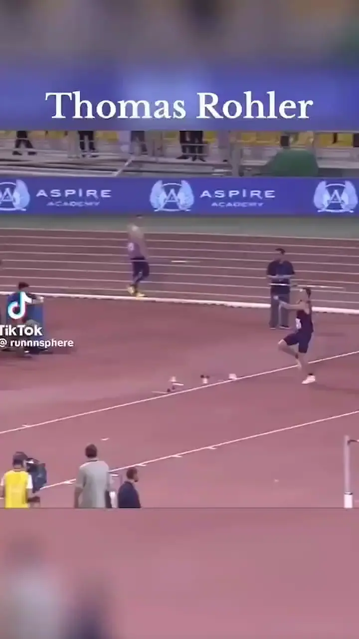 The camera man | Scrolller