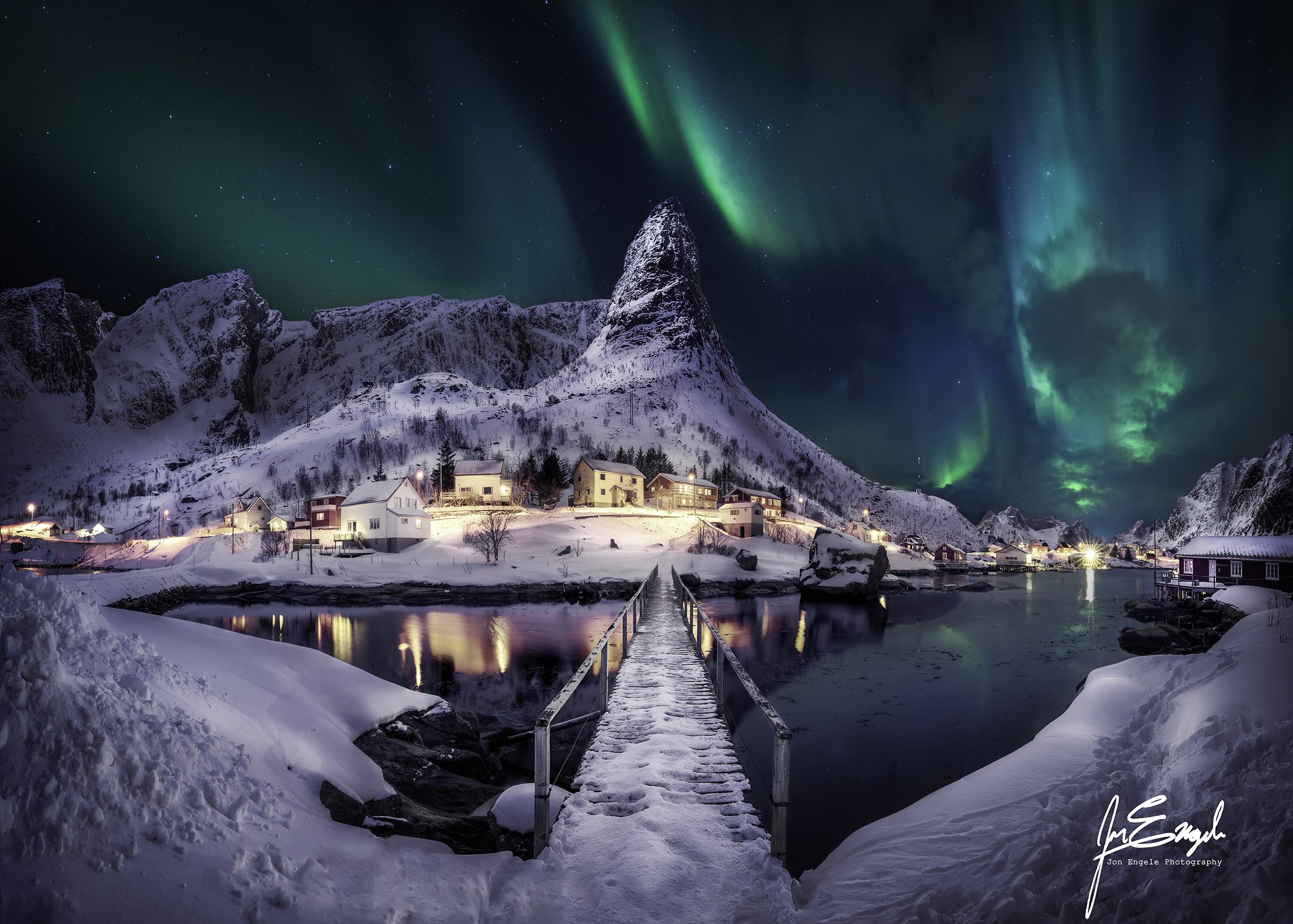 The Great Northern Lights | Scrolller