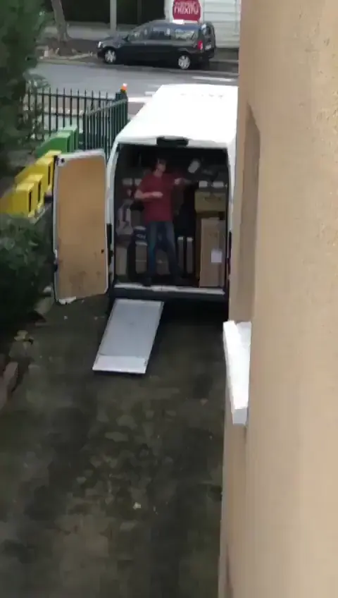 the move | Scrolller