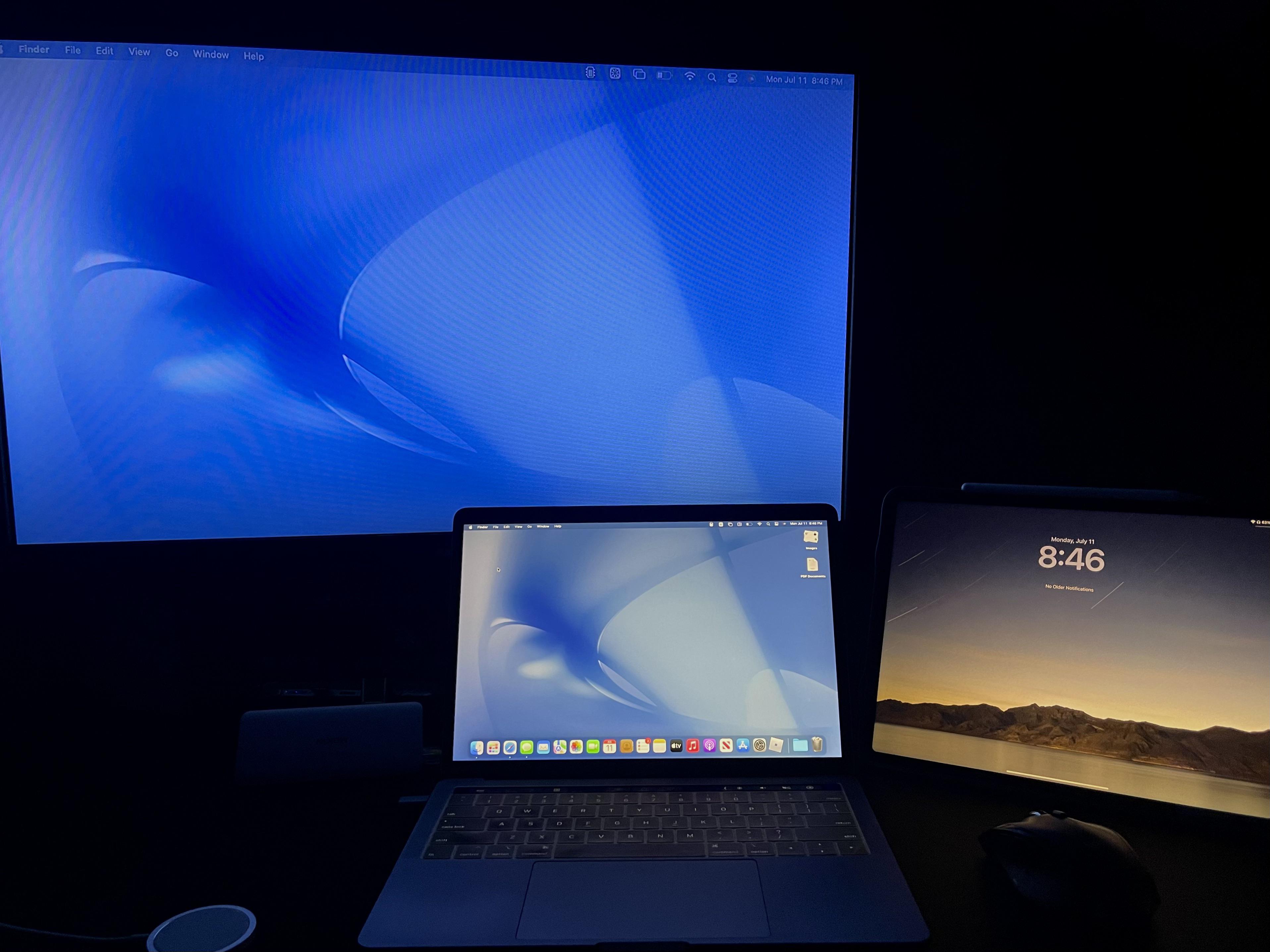 Desk Setup - New Old Wallpapers | Scrolller