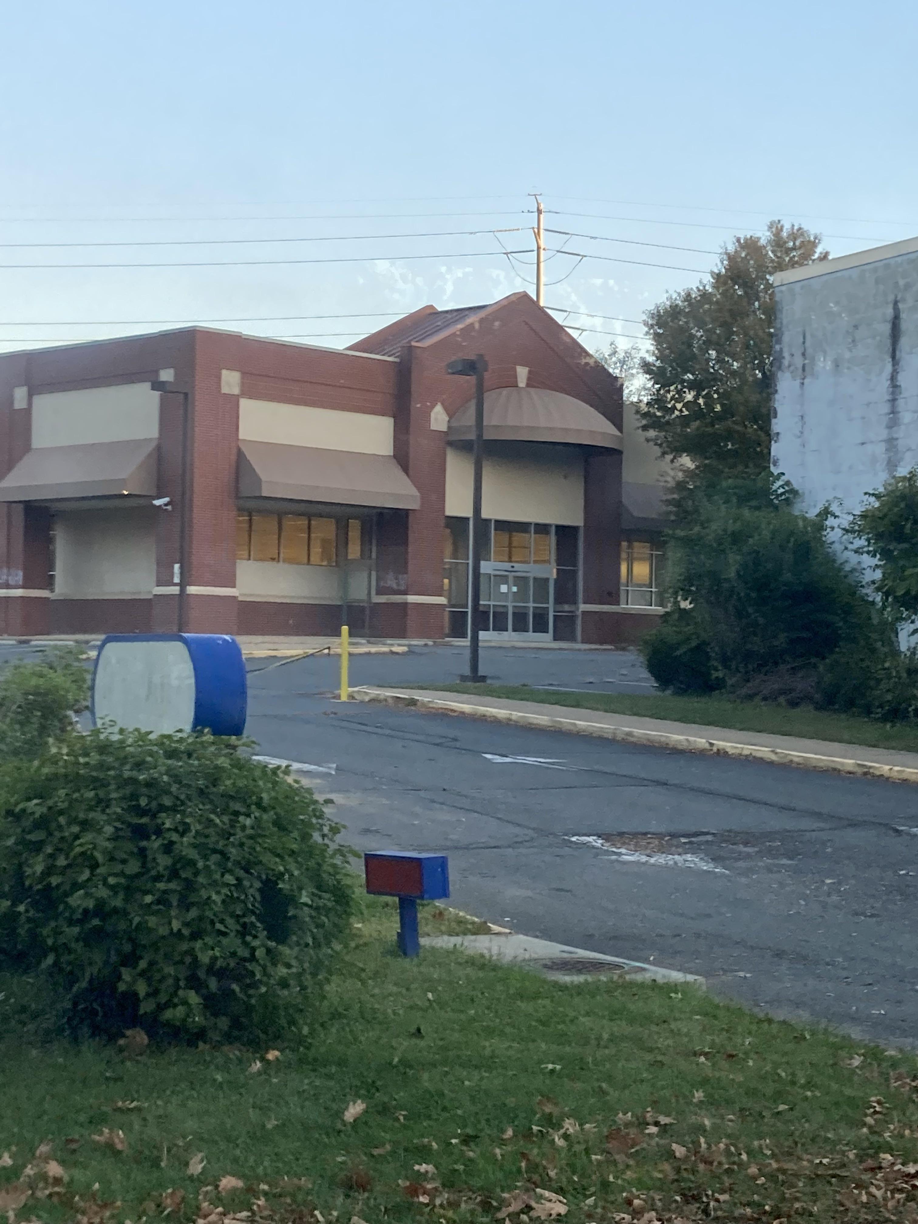 An entrance to the backrooms | Scrolller