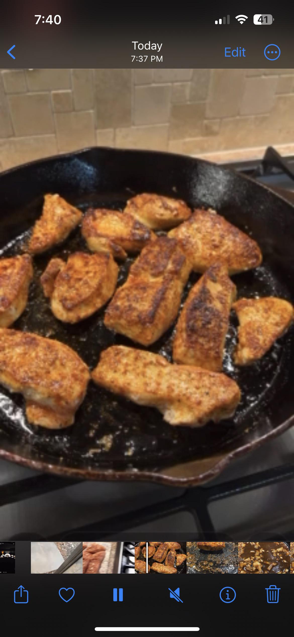 [homemade] Seared Chicken Salad with Pan Sauce | Scrolller