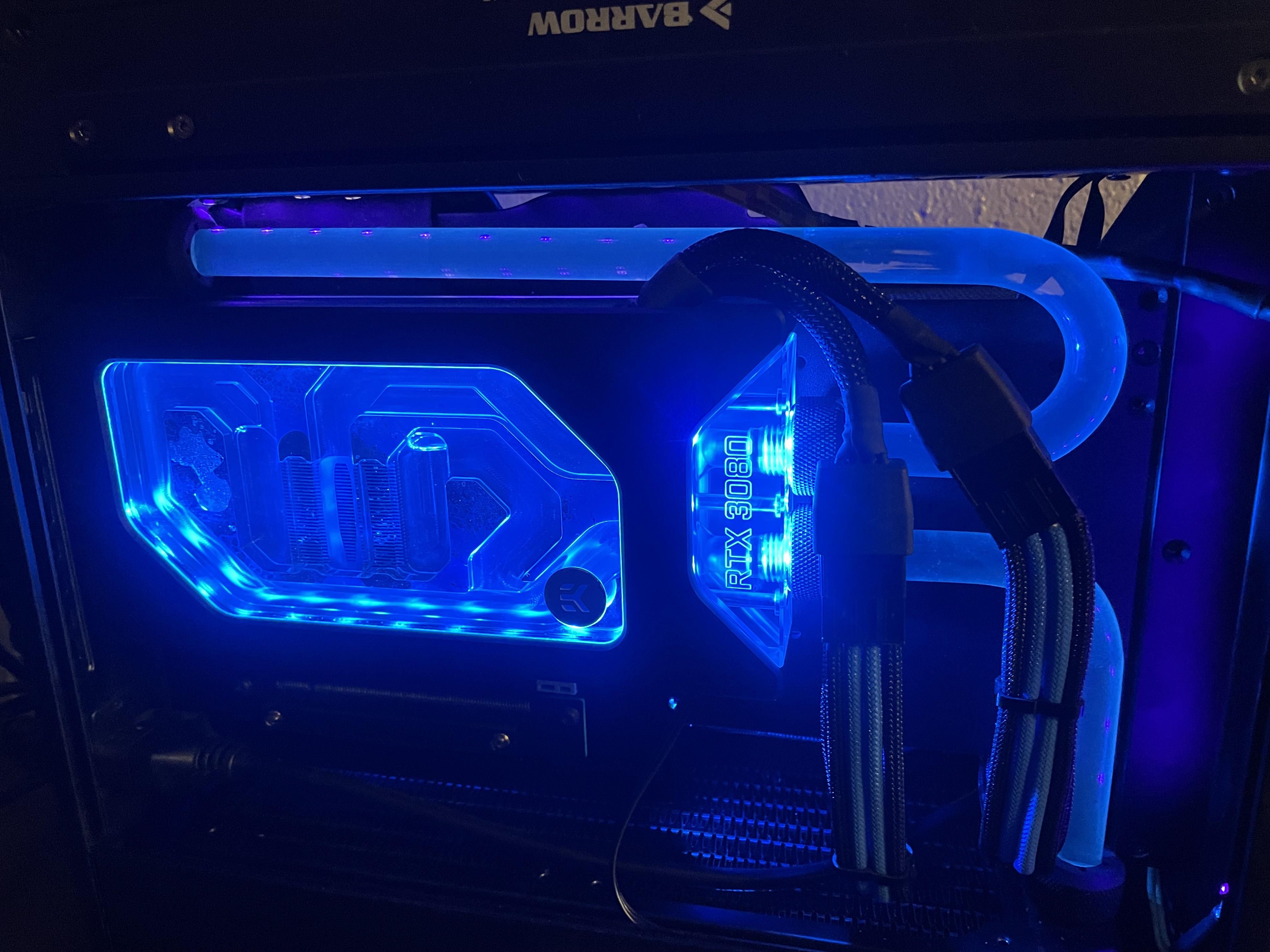 Reactor | A mini ITX watercooled PC | Scrolller