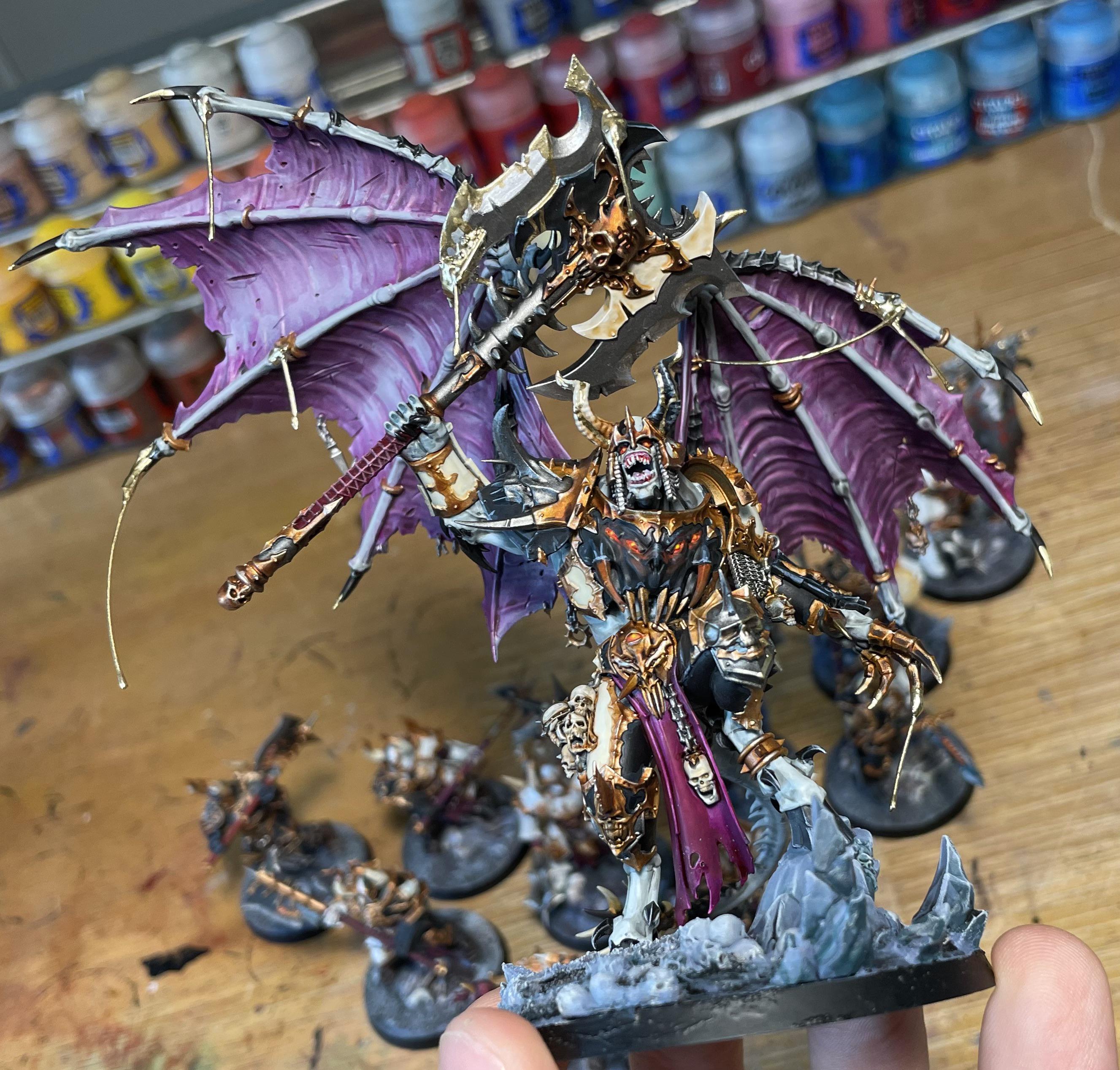 Finished 10 Chosen and added streams of molten gold to my daemon prince (Greenstuff World’s new ...