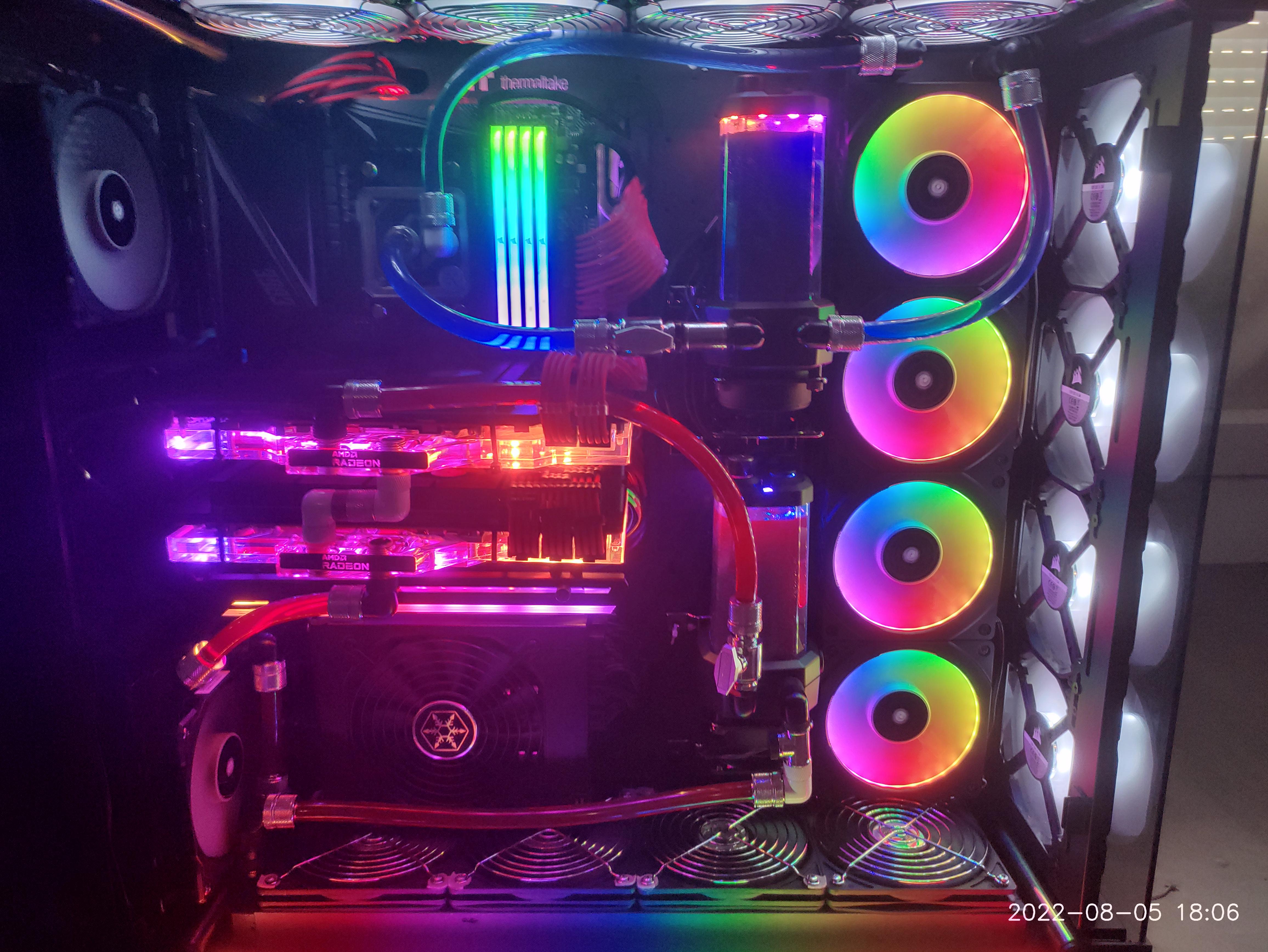 Dual loop watercooling build full AMD | Scrolller