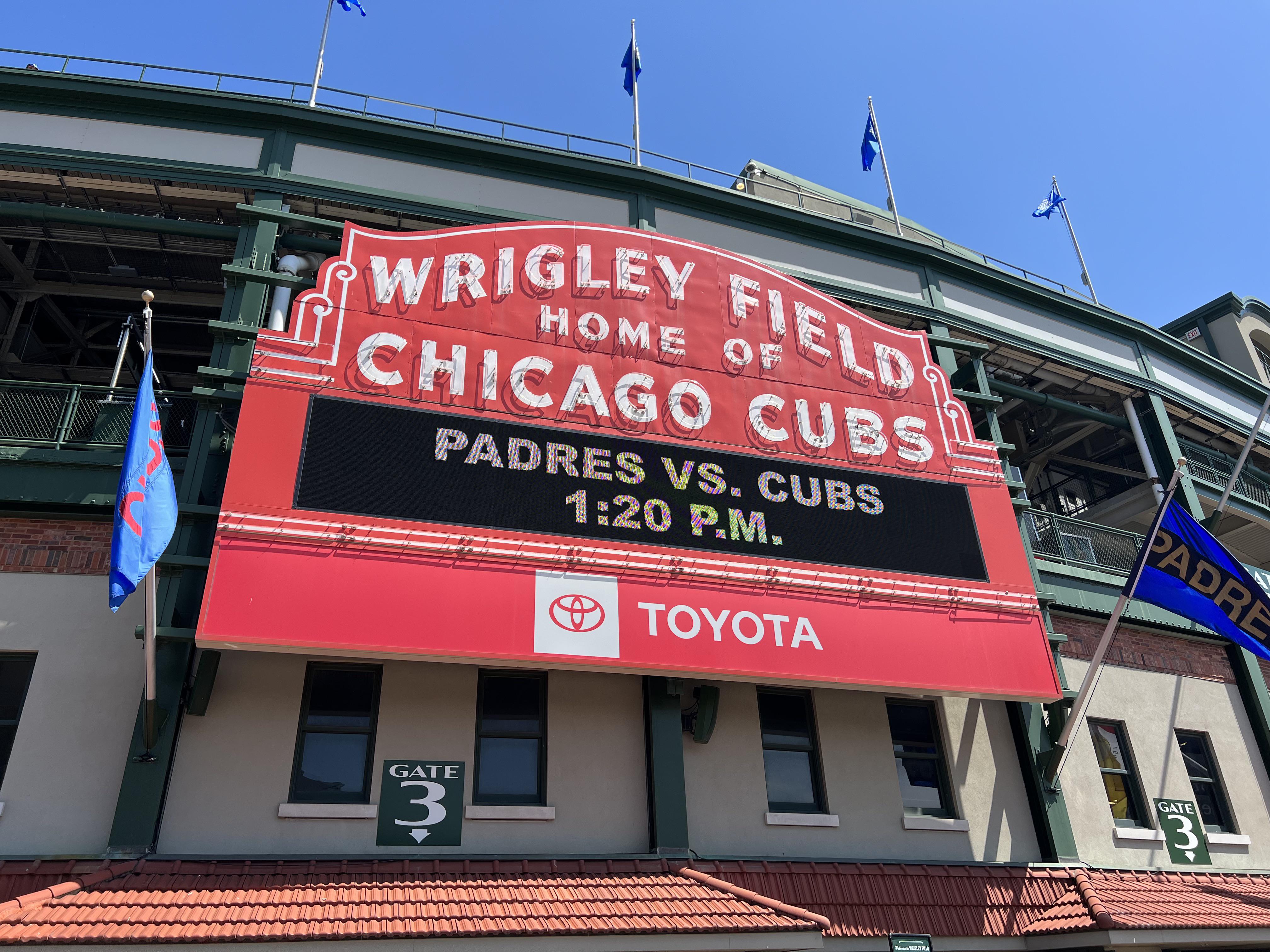 Seeing the dads at every ballpark. #6: the friendly confines feat. Bebo | Scrolller