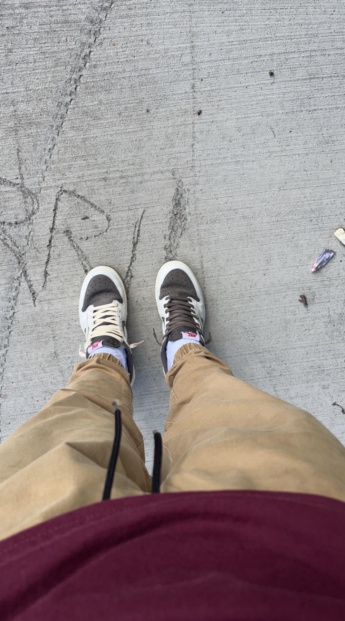 Saw the person who posted earlier with her Fragment lows as school shoes, these are my school ...