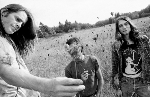 Nirvana posing for photos years before they blew up, 1988. | Scrolller