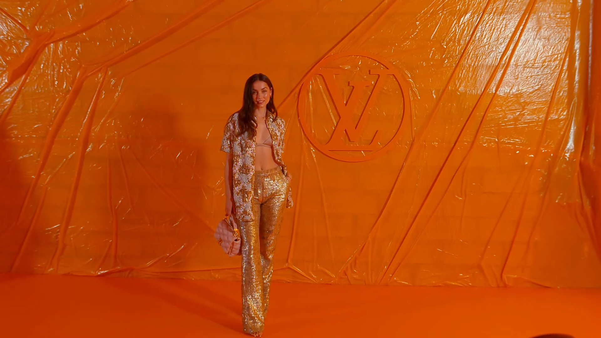 Ana De Armas at the Louis Vuitton SS24 Show today. | Scrolller