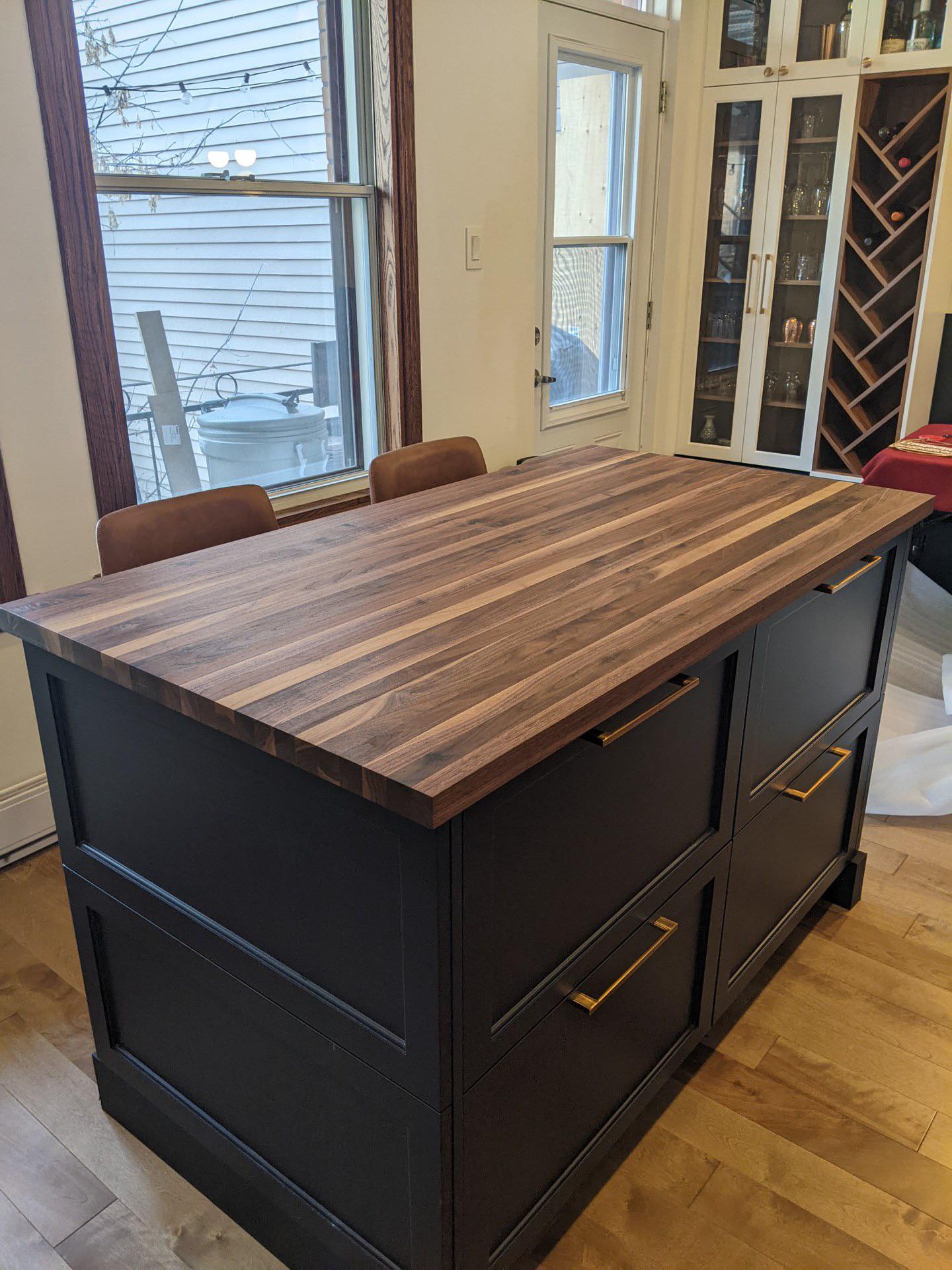 Happy customer | Scrolller