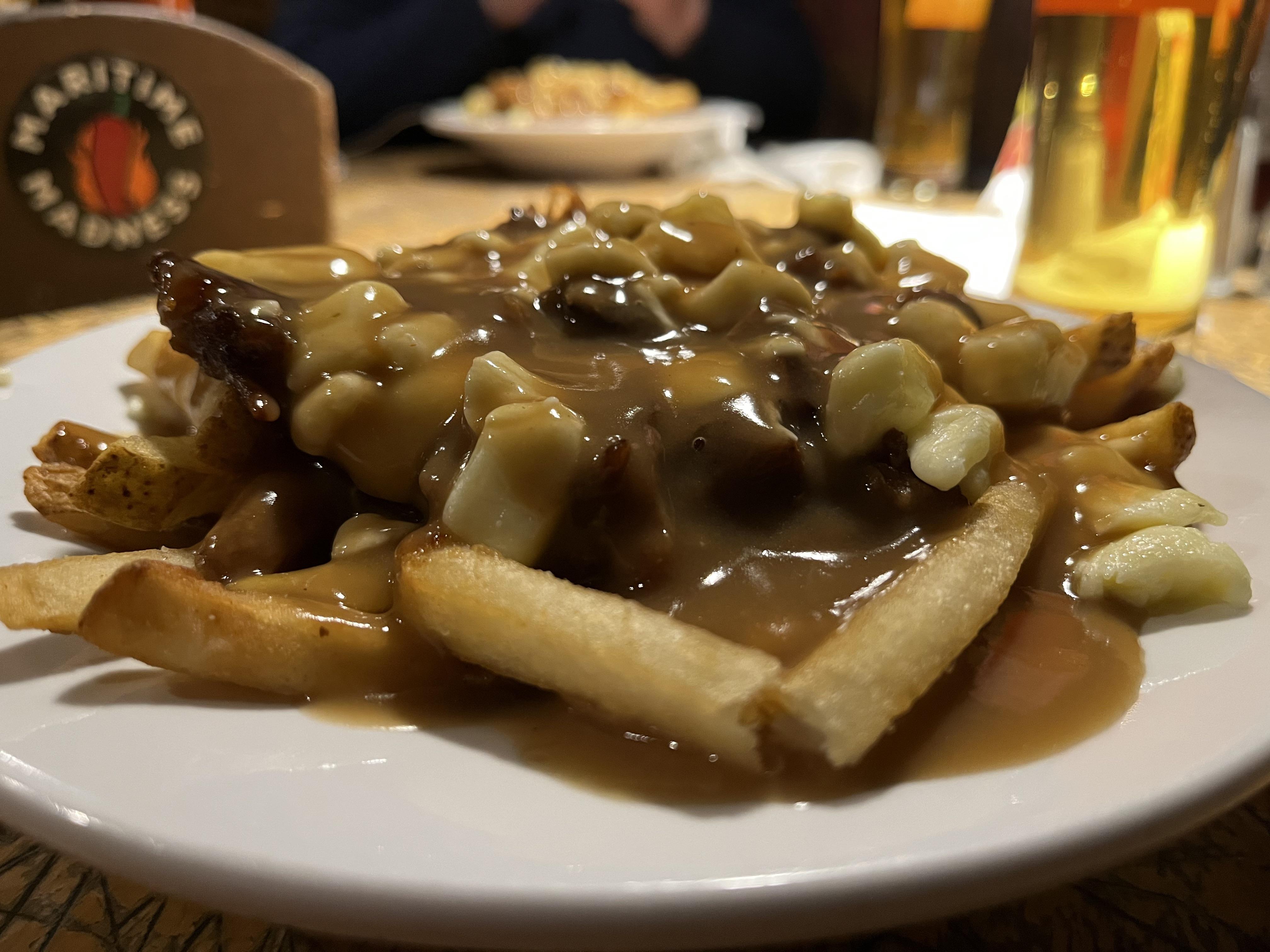[I ate] a BBQ pulled pork Poutine | Scrolller