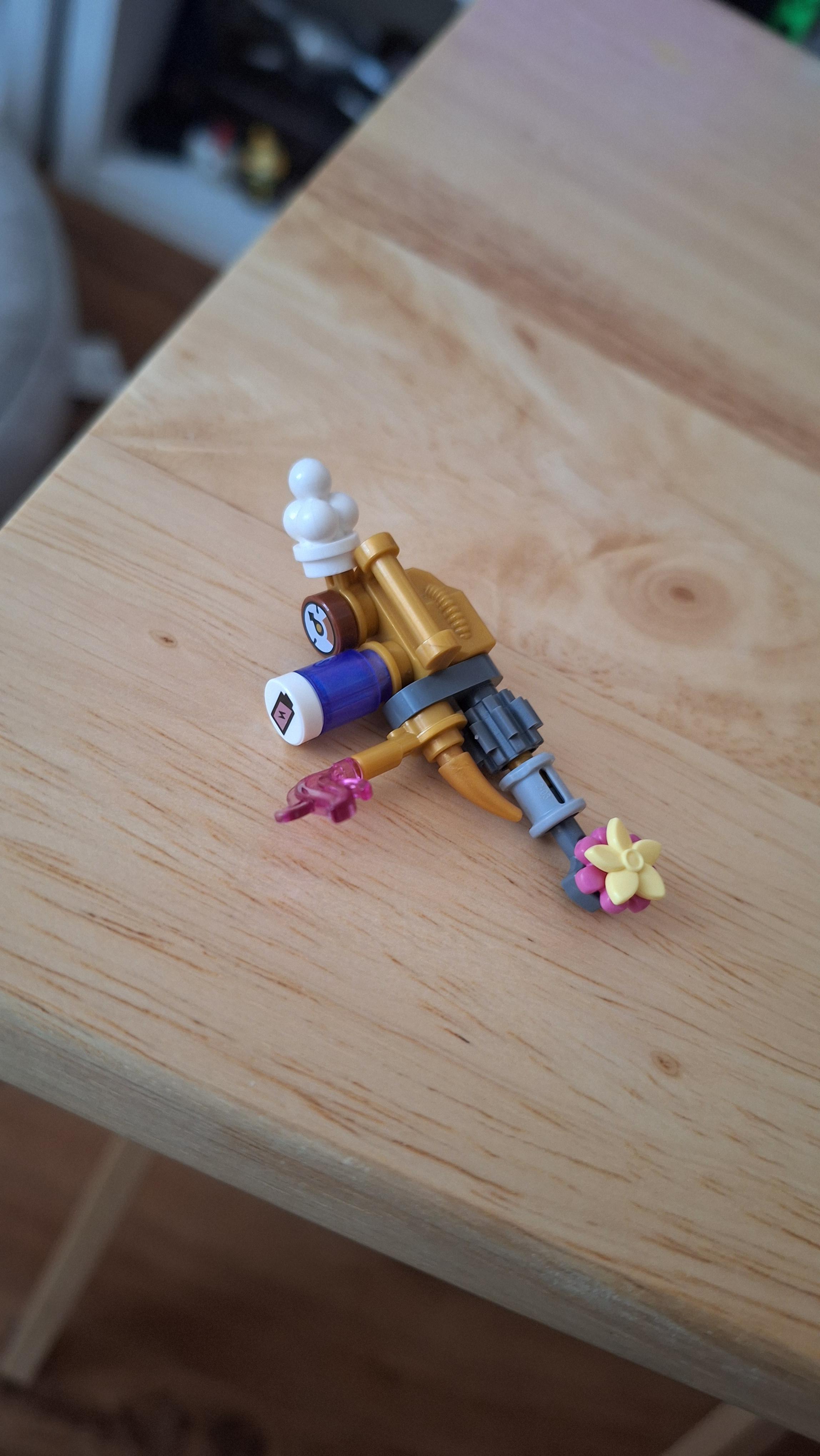 I made some upgrades for the Steampunk Inventor! | Scrolller