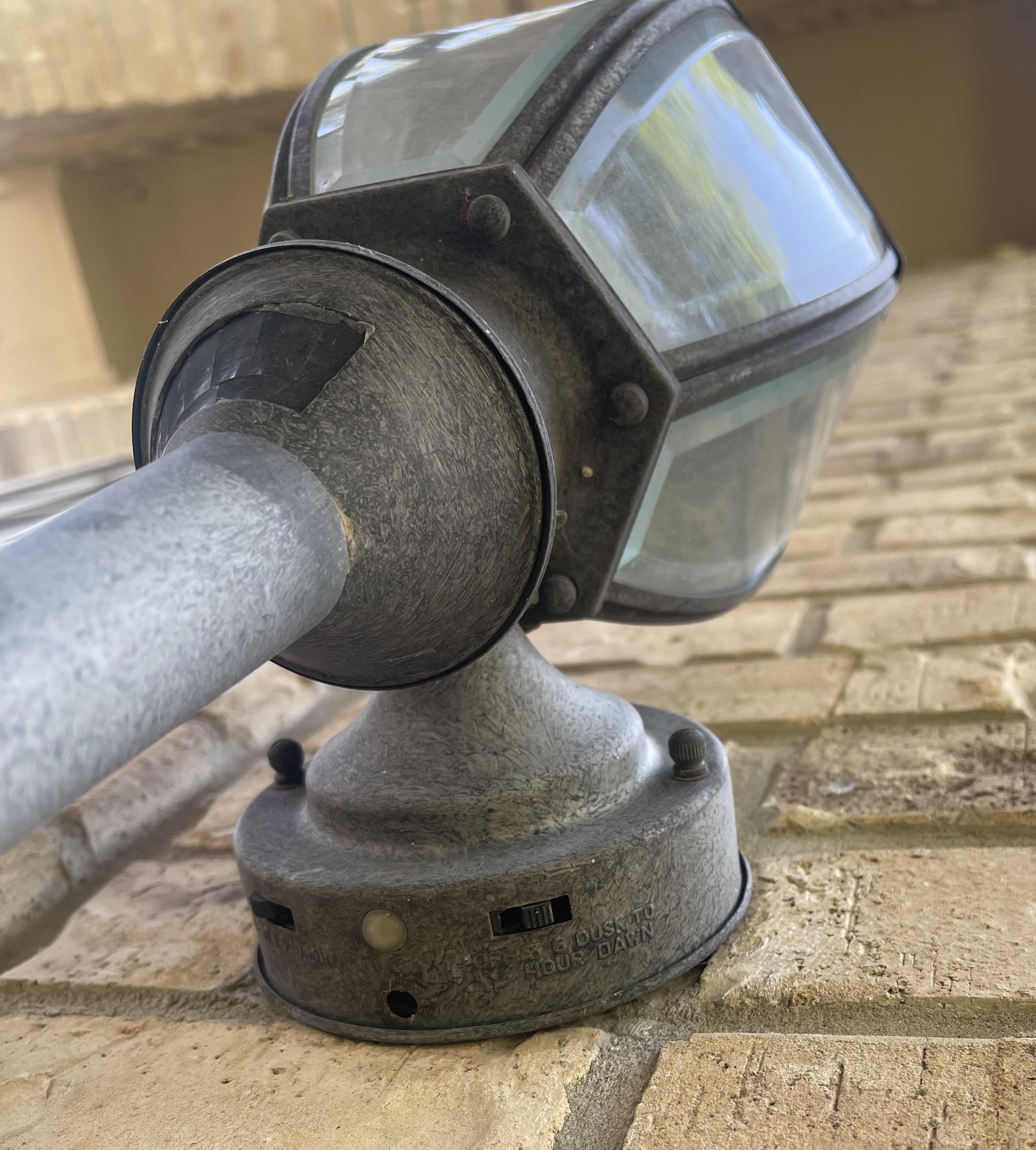 Discover more like Home: How do these buttons work? and Related Content | Scrolller