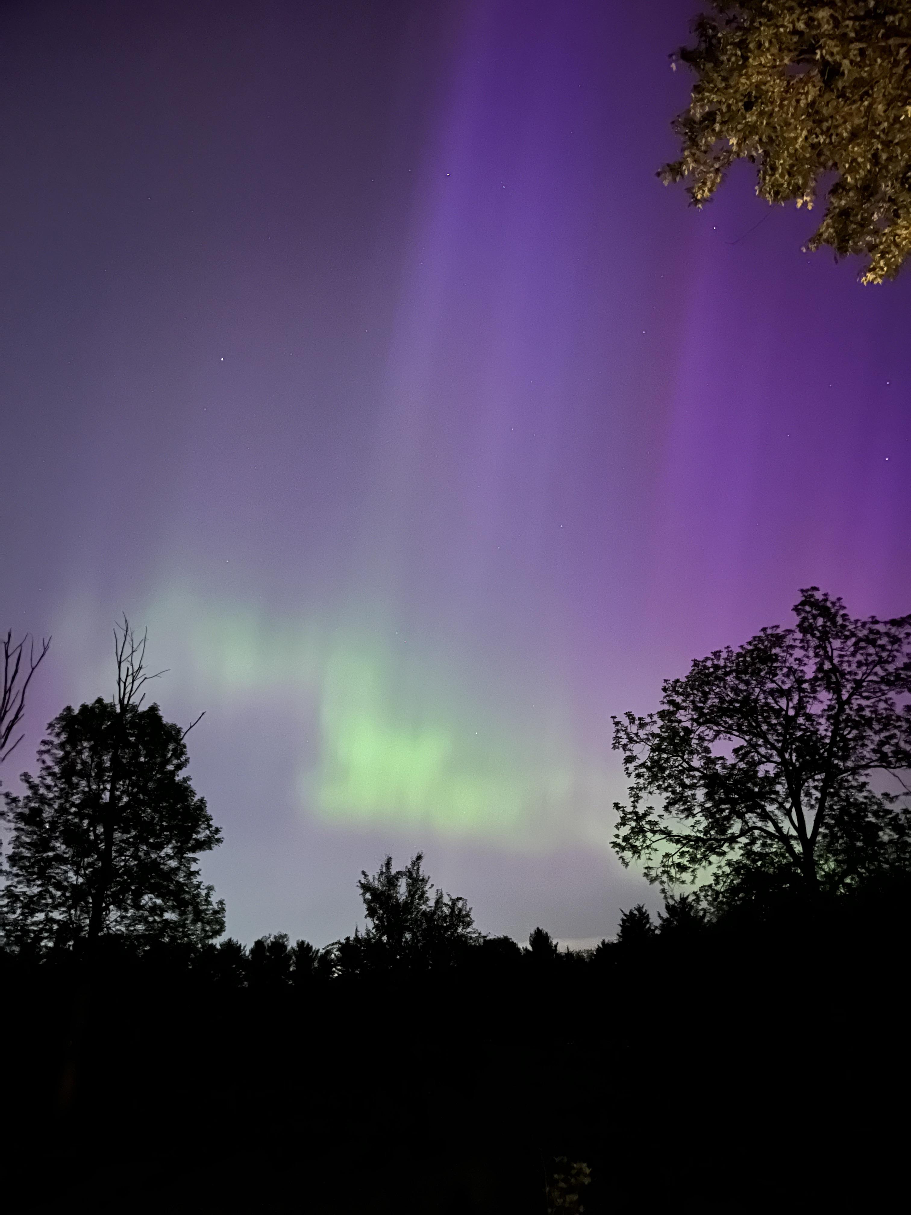 Aurora Borealis Ohio USA! | Scrolller