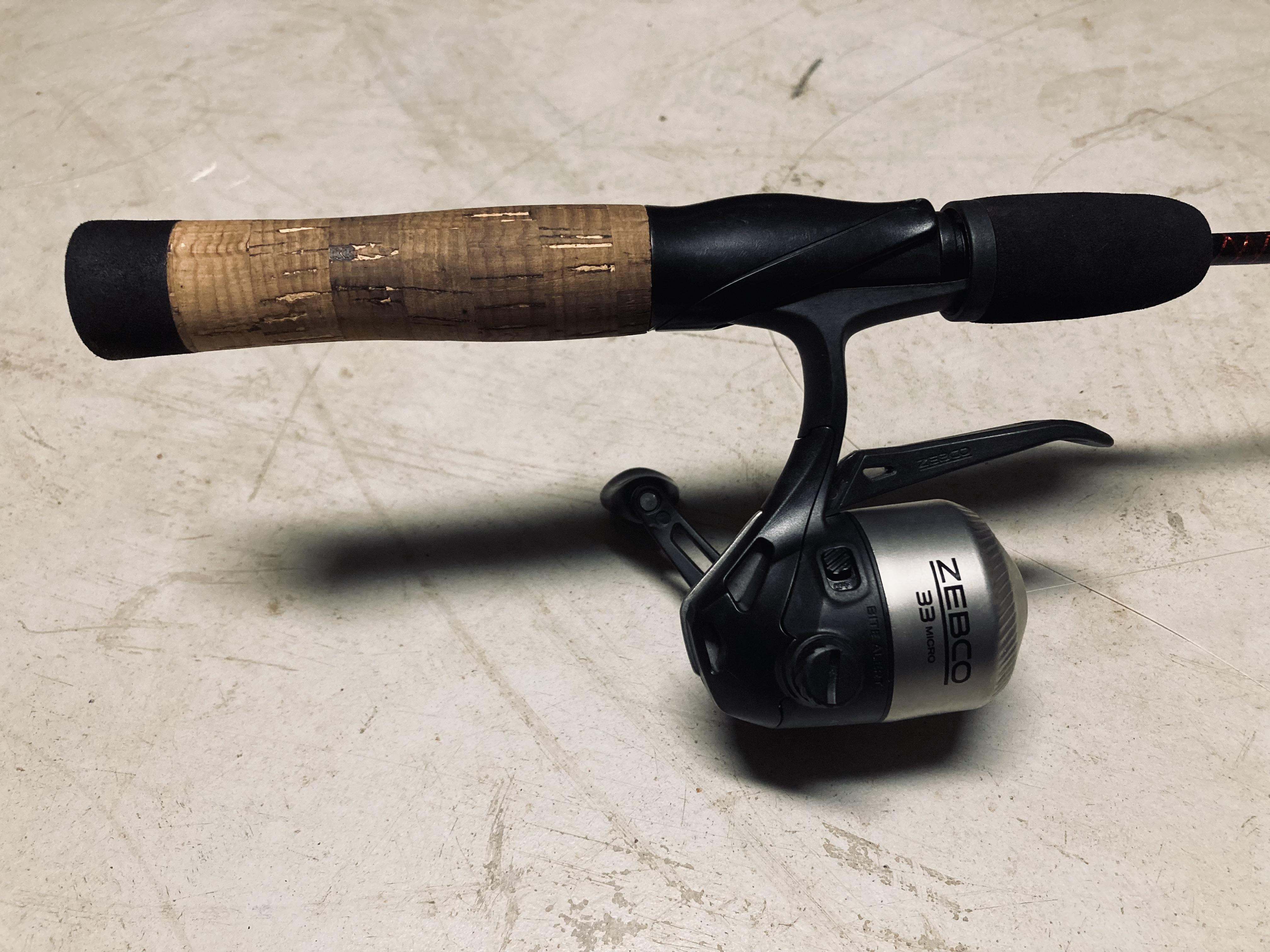 What do y’all think about my retro-ish setup | Scrolller