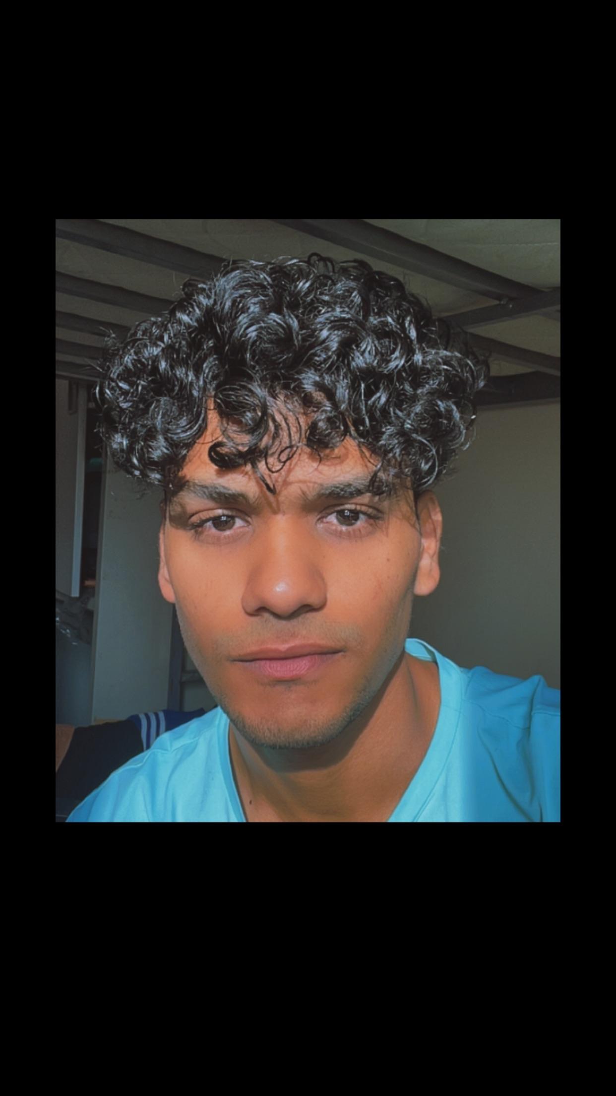 Clean shave or patchy beard | Scrolller