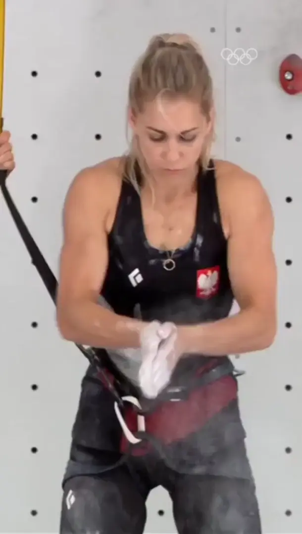 Vertical climb of 15m, faster than most people walk | Scrolller