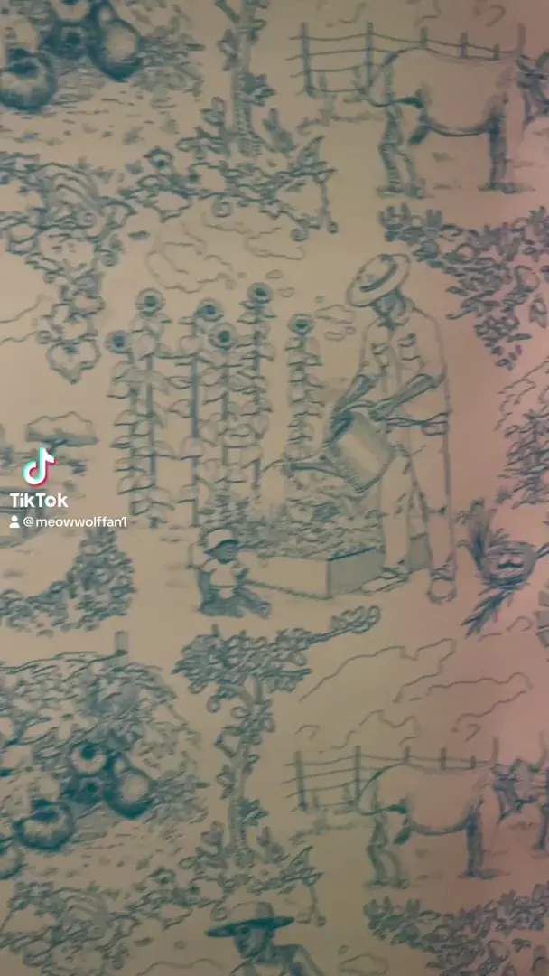 Very Normal Wallpaper, Nothing to See Here | Scrolller