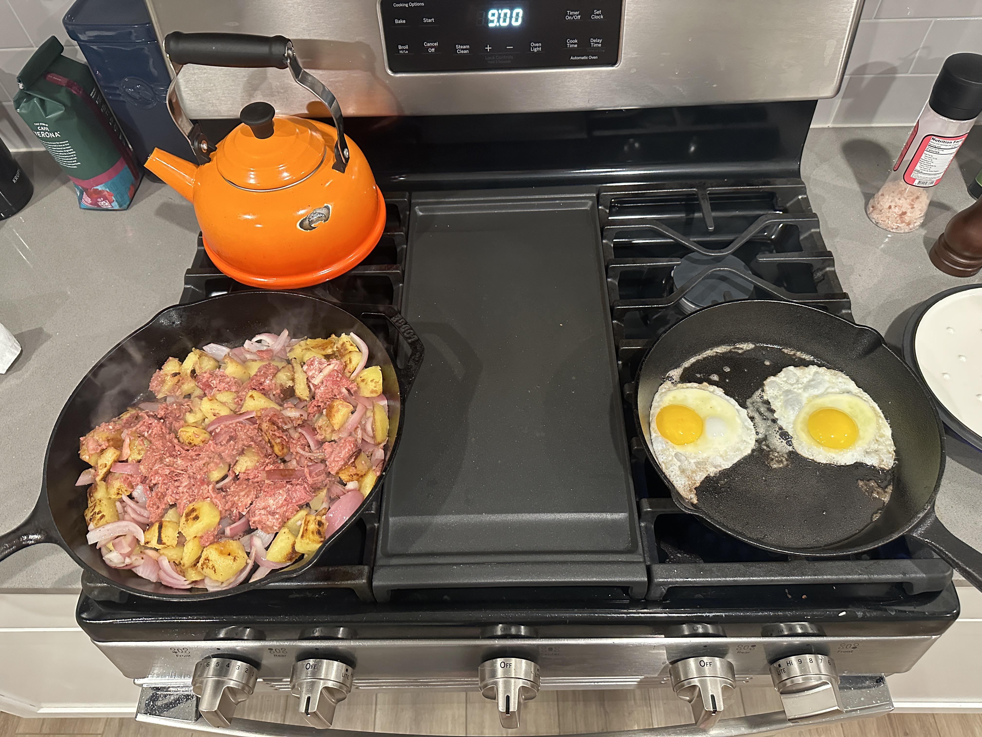 Dual wielding | Scrolller