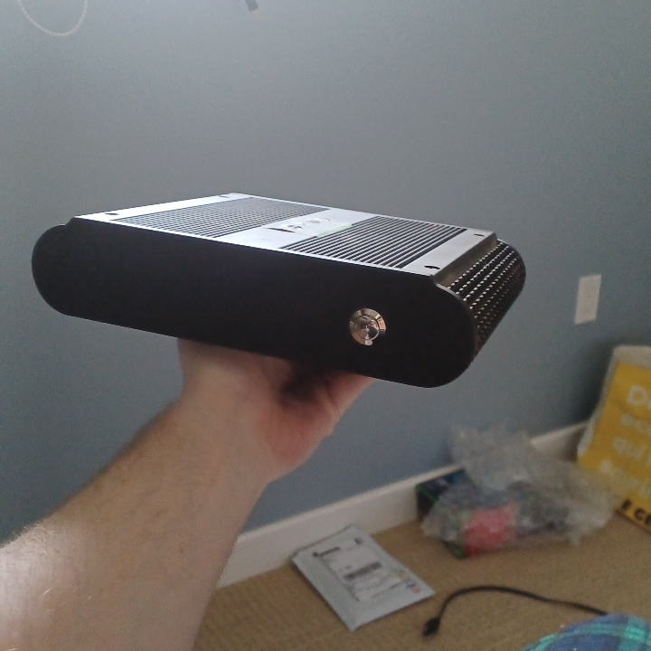 Help identify the power cable required. | Scrolller