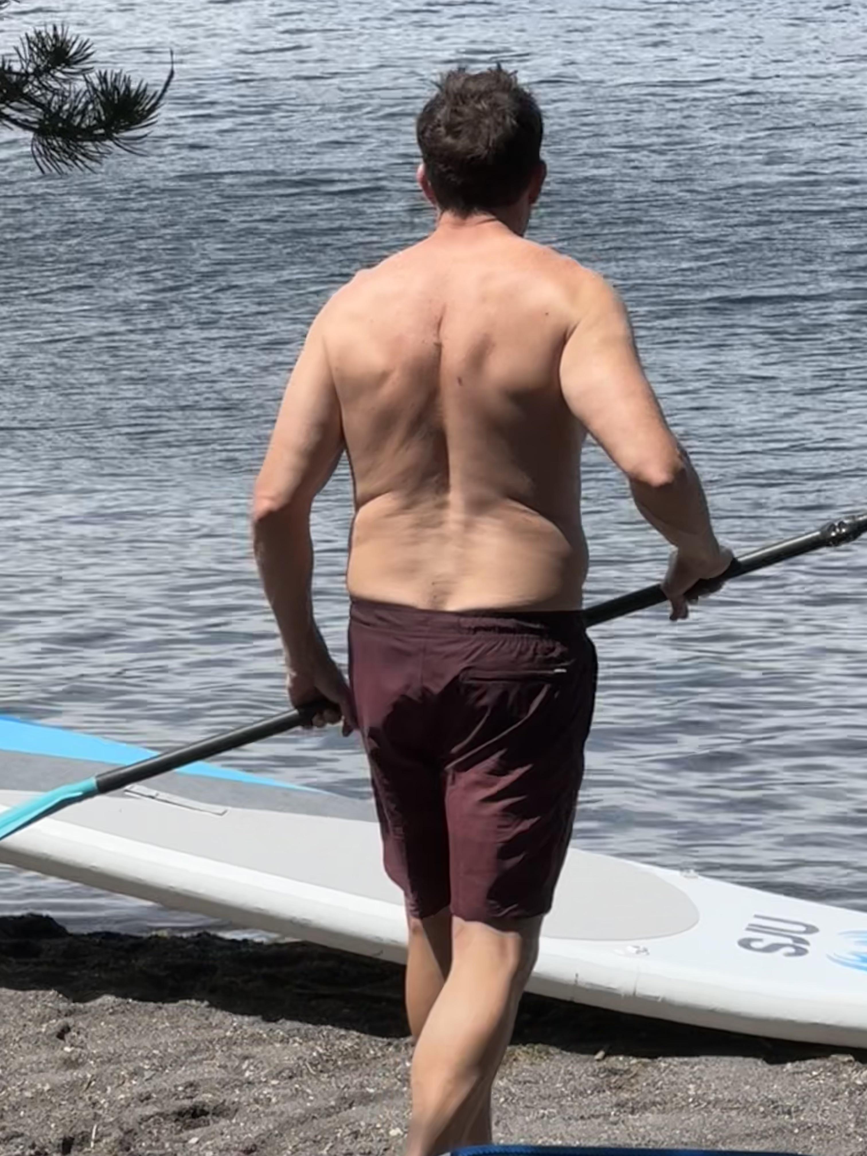 Love handles butt crack | Scrolller