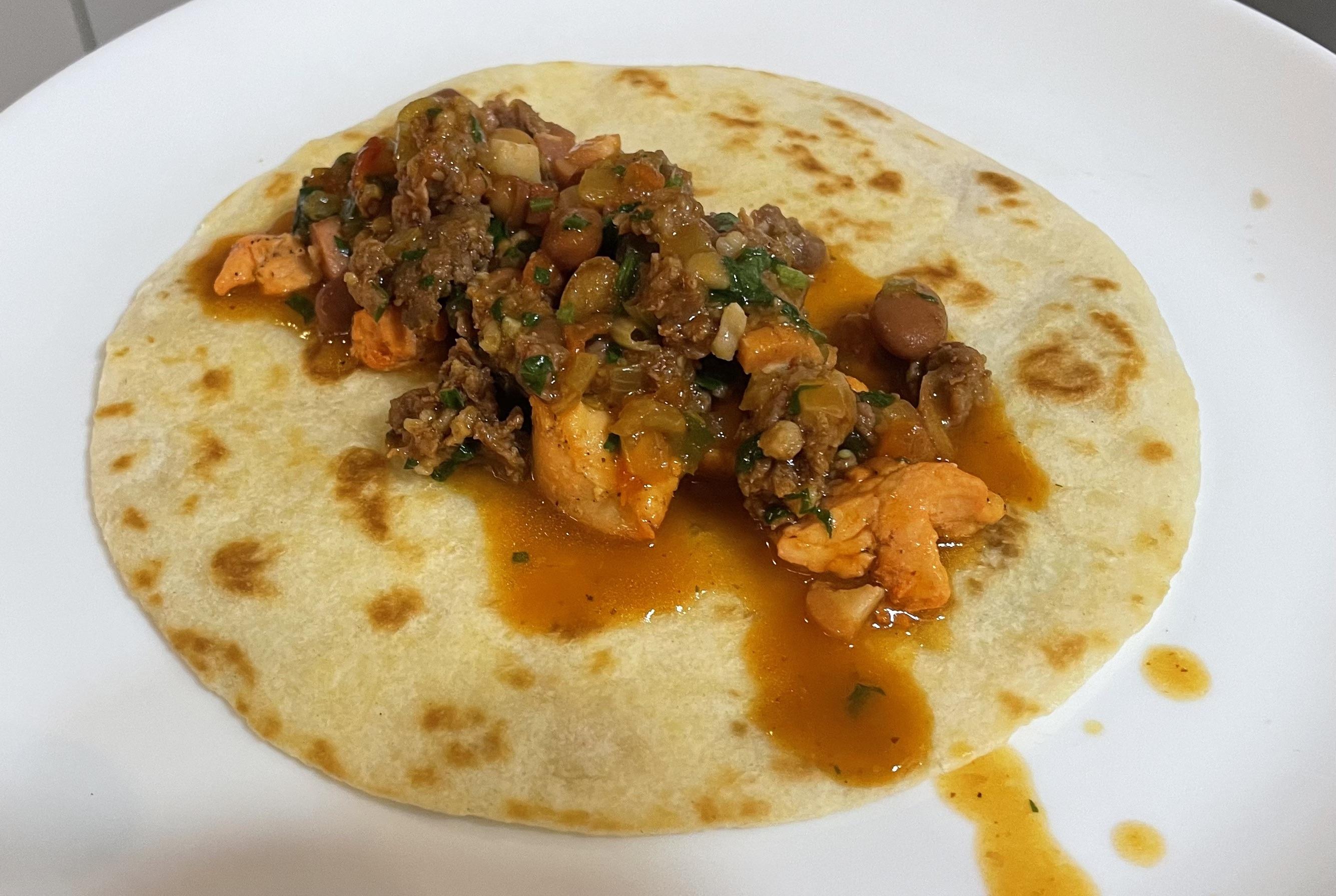 [homemade] toasted tortilla with chicken and charro beans | Scrolller