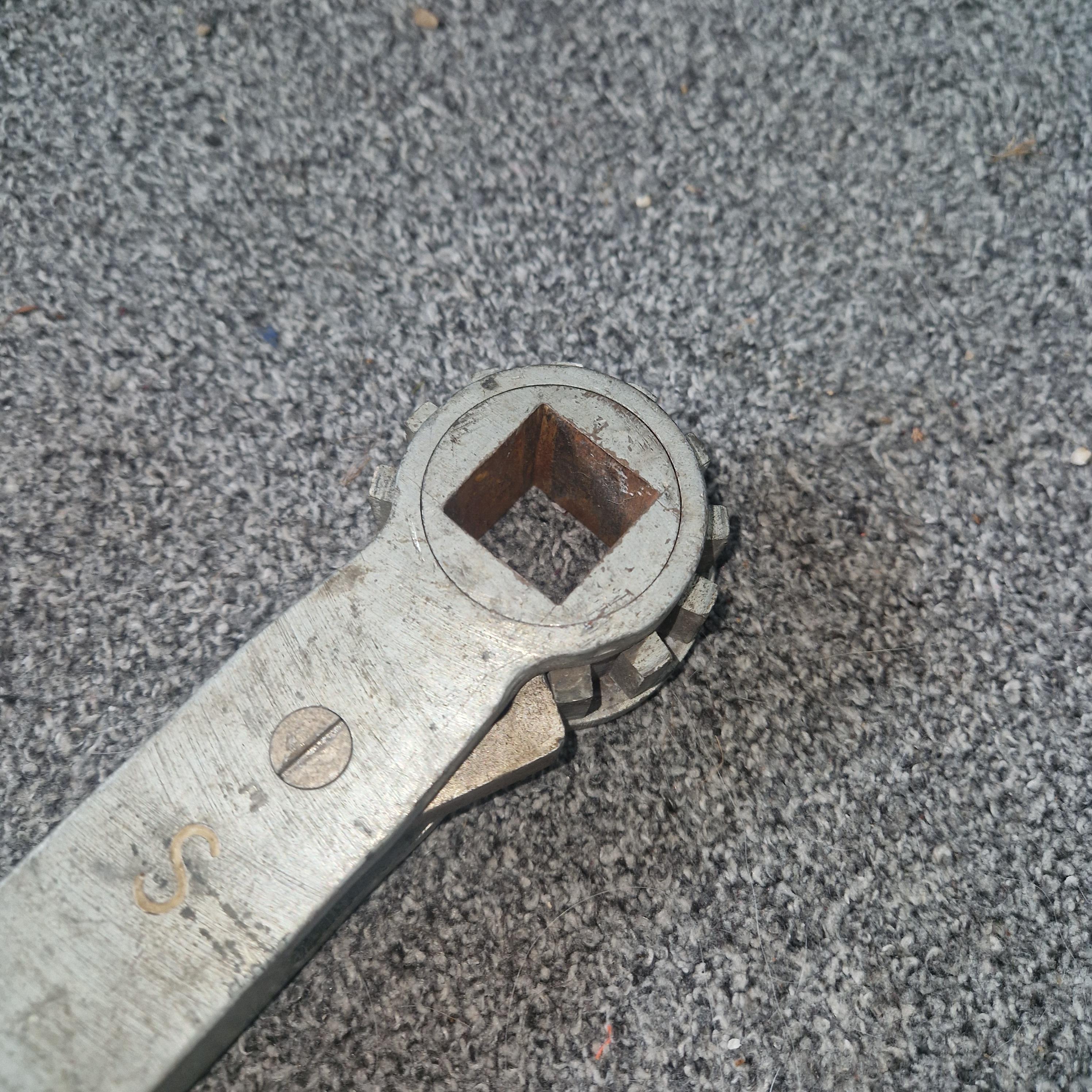 1" drive ratchet insert? | Scrolller