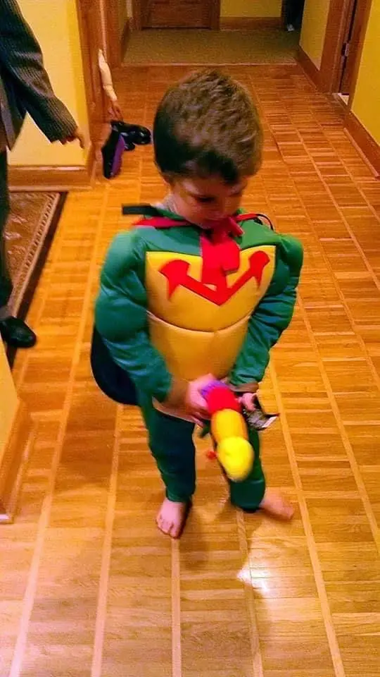 weird turtle boy | Scrolller