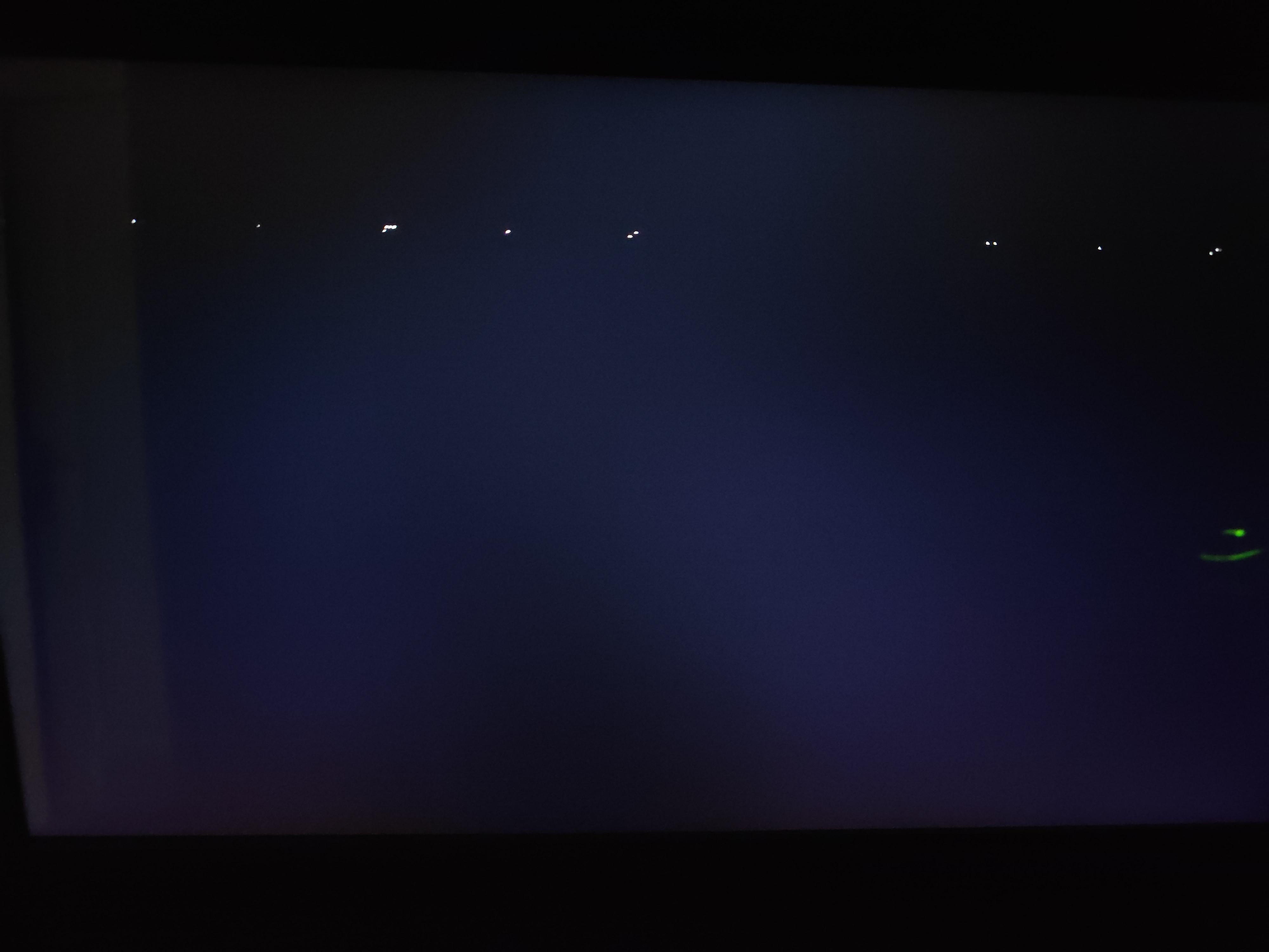 Widows installer stuck on black screen | Scrolller