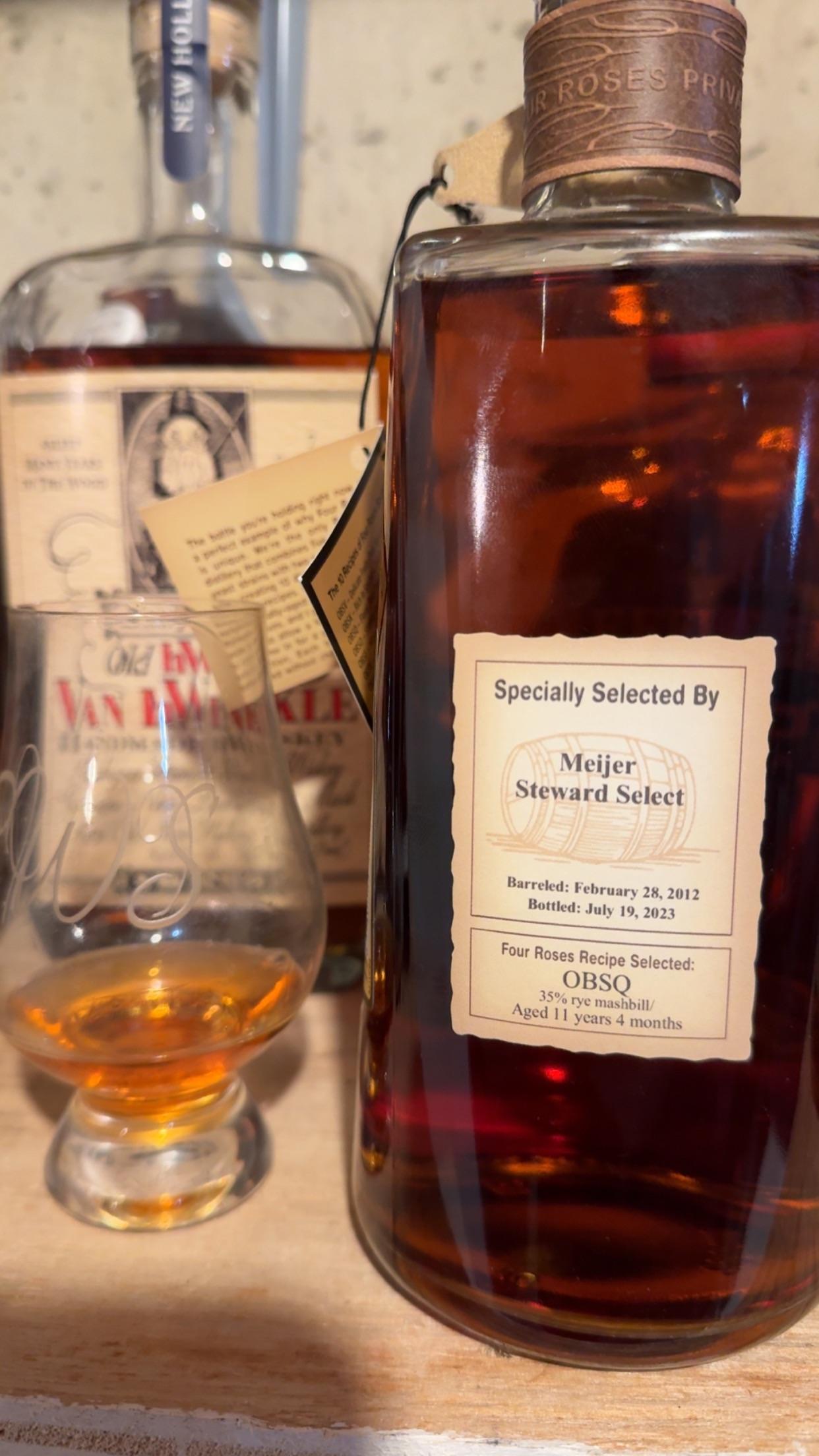 Four Roses OBSQ Private Selection - Review | Scrolller