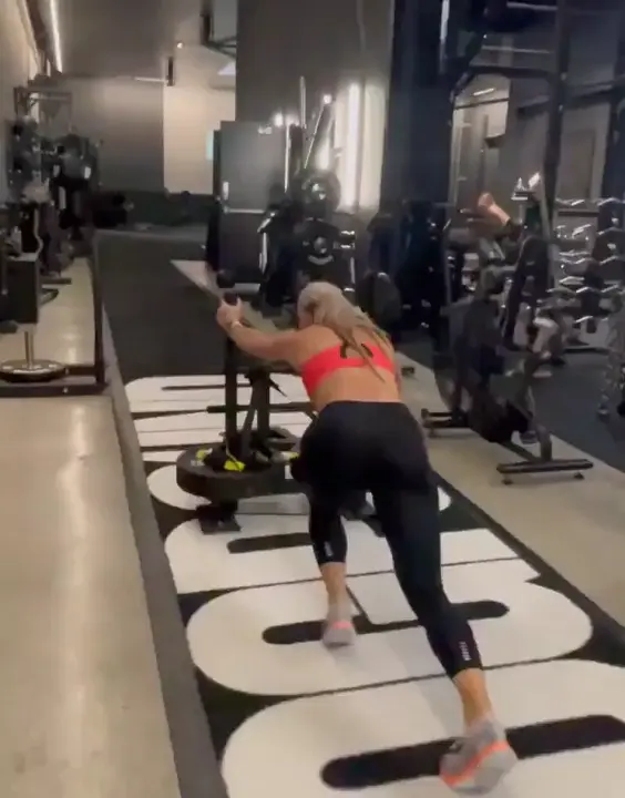 Working hard | Scrolller