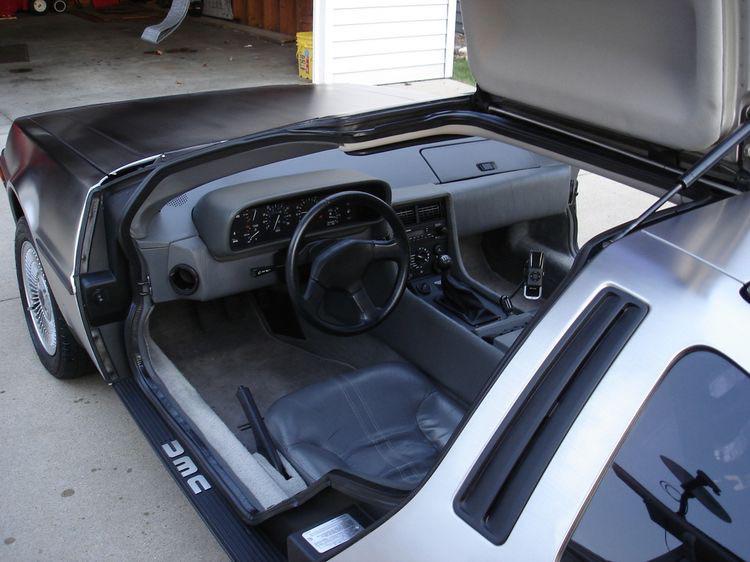 DMC DeLorean (1981) | Scrolller