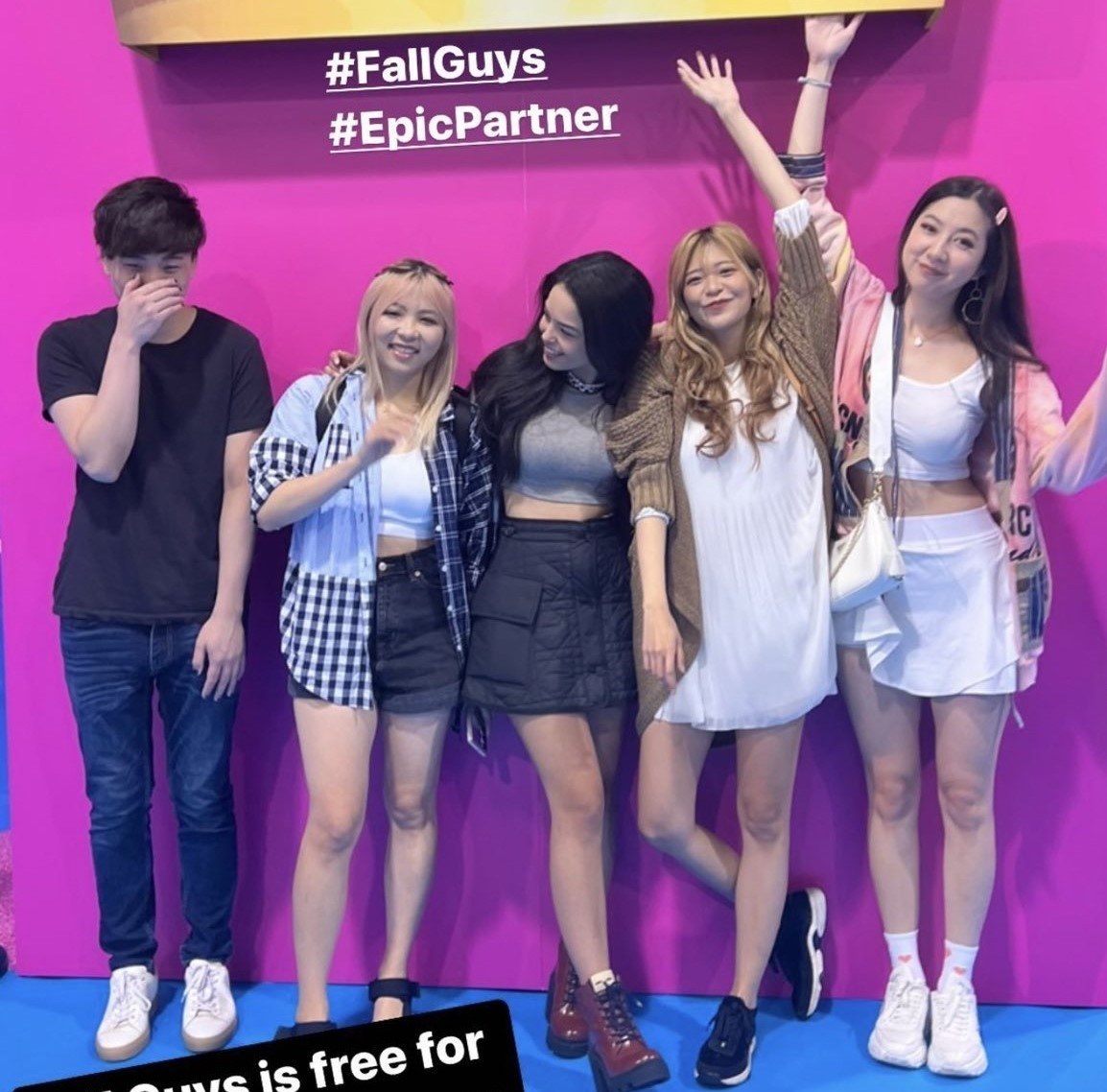 The Roomies at Vidcon