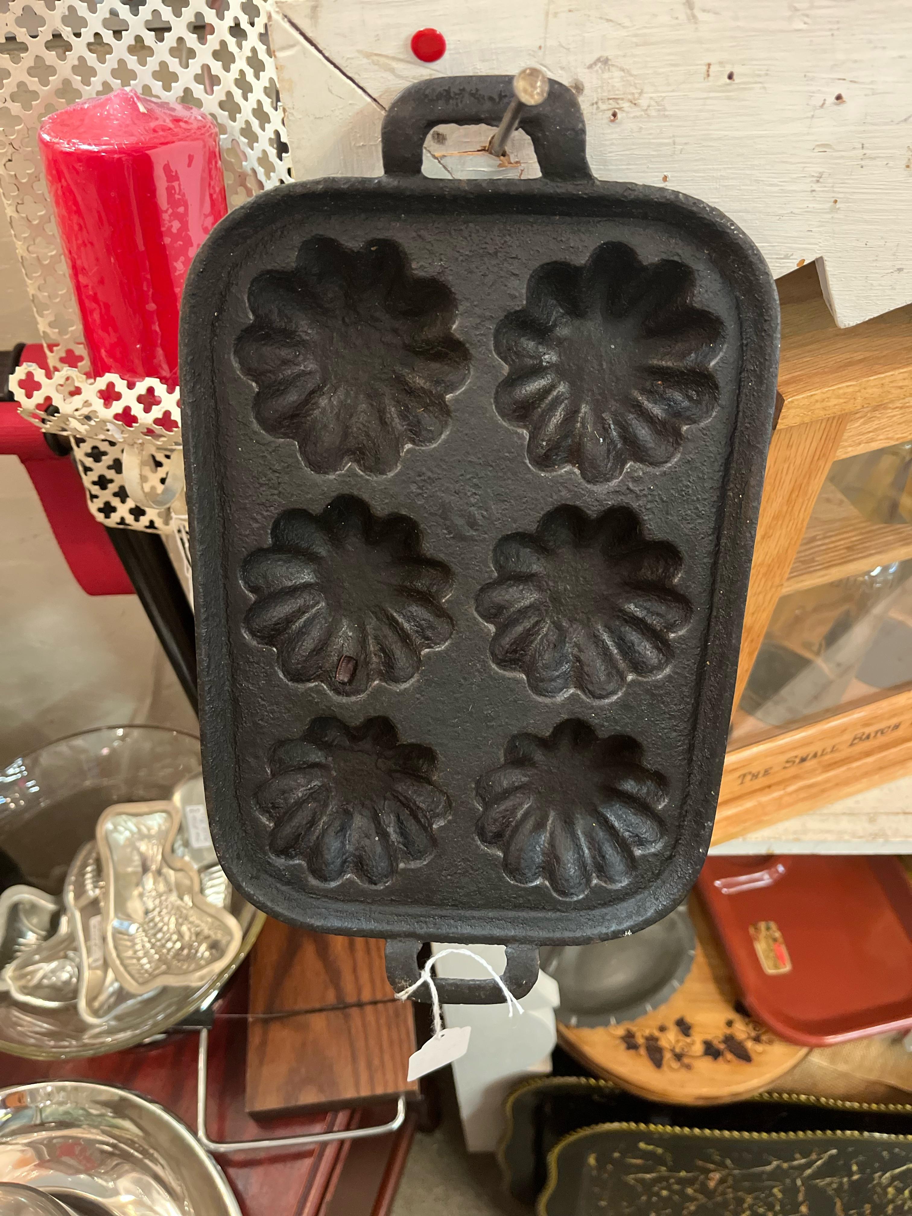 Raised Handle 6 on the back identification | Scrolller