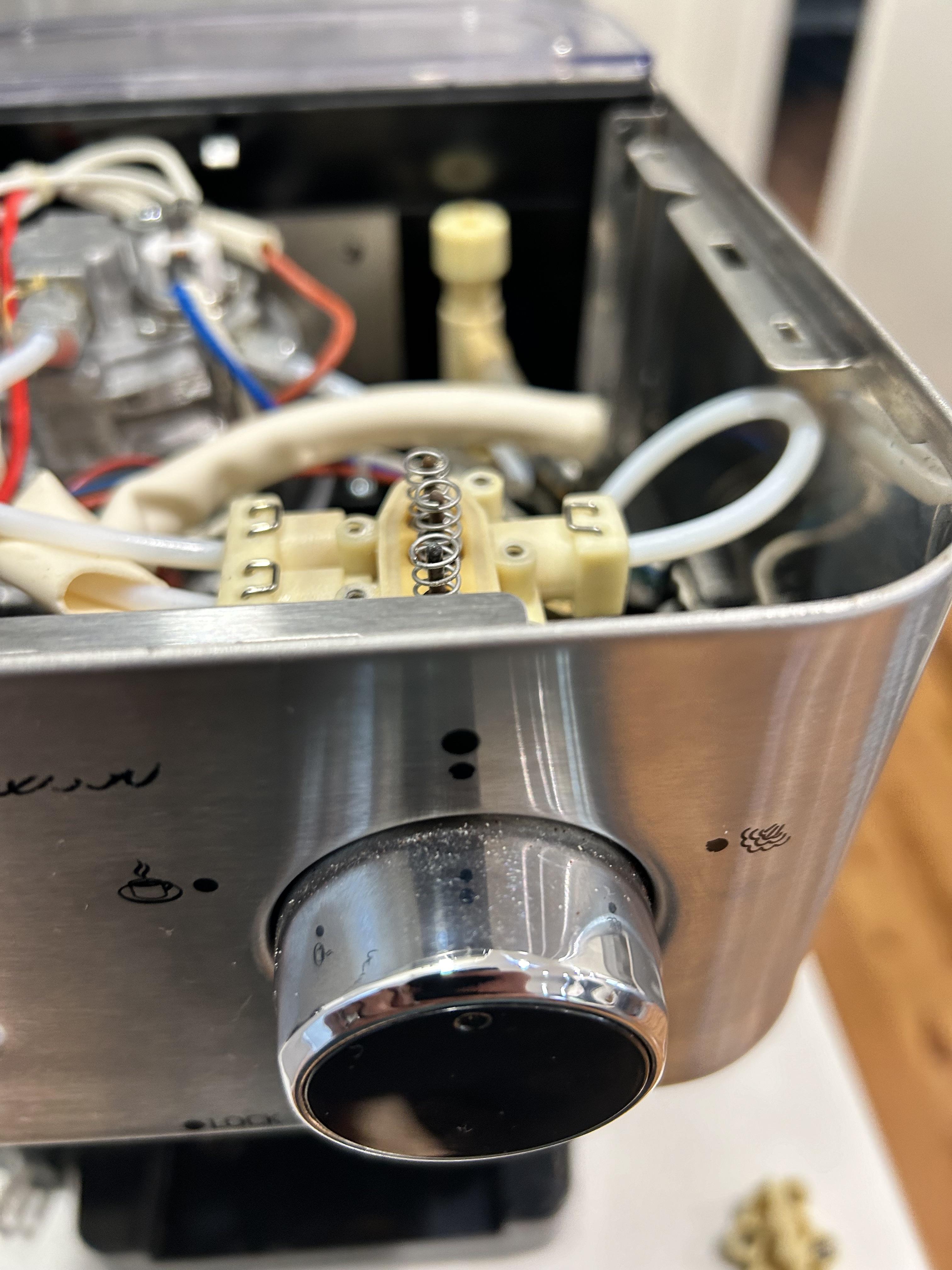 Capresso EC PRO leaking | Scrolller